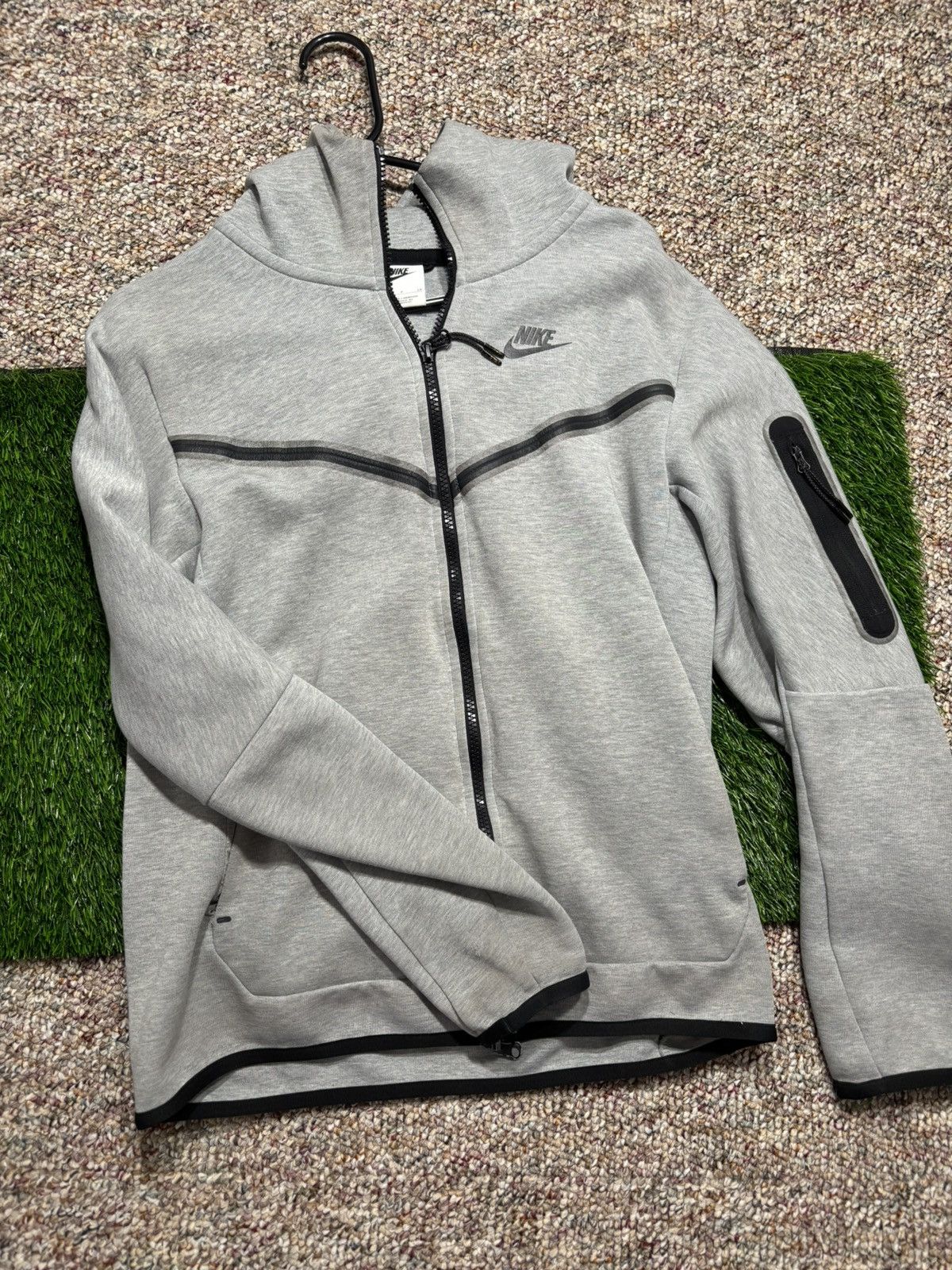 Nike Grey Nike Tech Fleece | Grailed