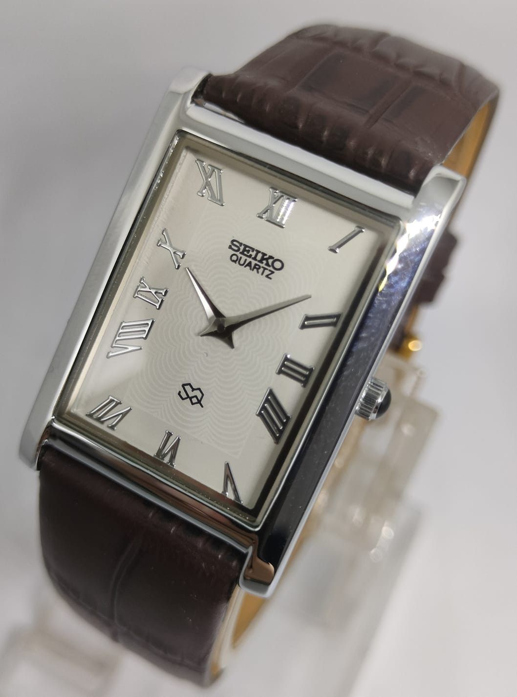 Seiko SEIKO SLIM SQ QUARTZ ROMAN NUMBER TANK WRIST WATCH | Grailed