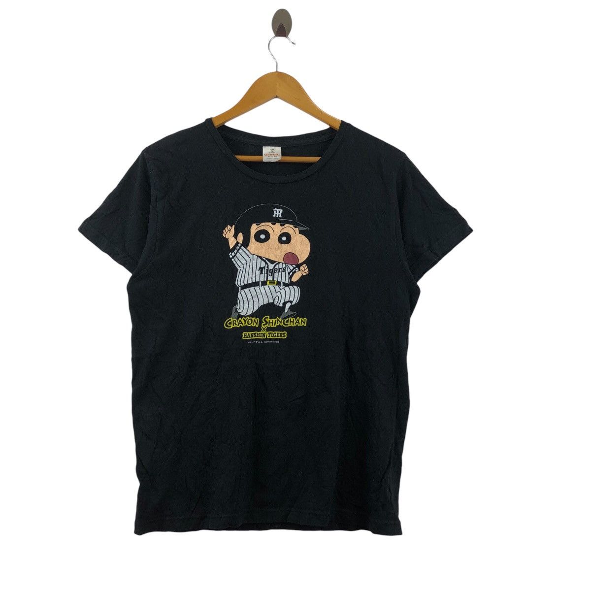 Japanese Brand CRAYON SHIN CHAN x HANSHIN TIGERS Baseball Tee Shirt ...