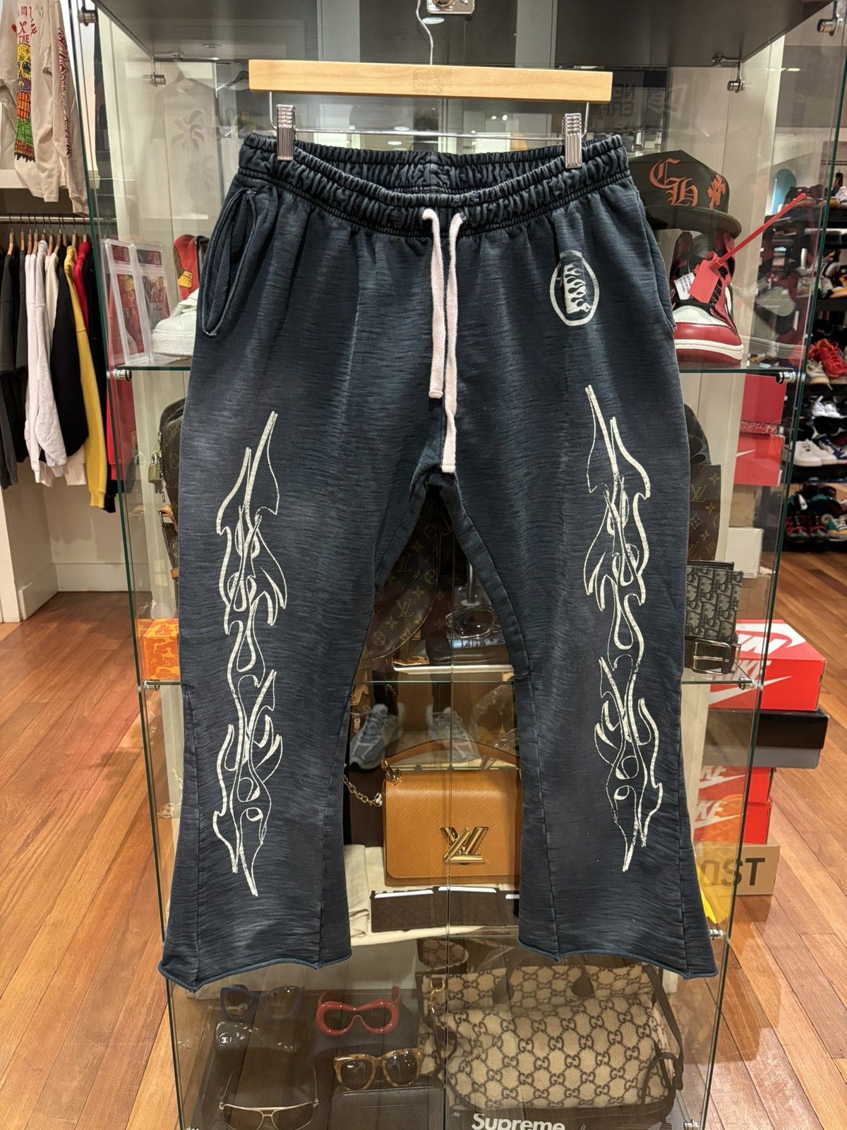 HELLSTAR Hellstar flare sweatpants | Grailed