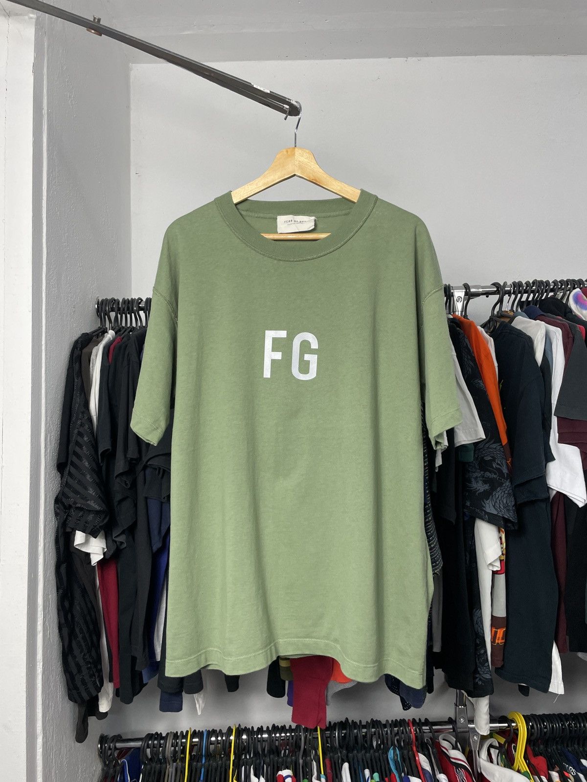 Fear of God Fear Of God 6th Collection 3M Reflective FG Logo Tee | Grailed