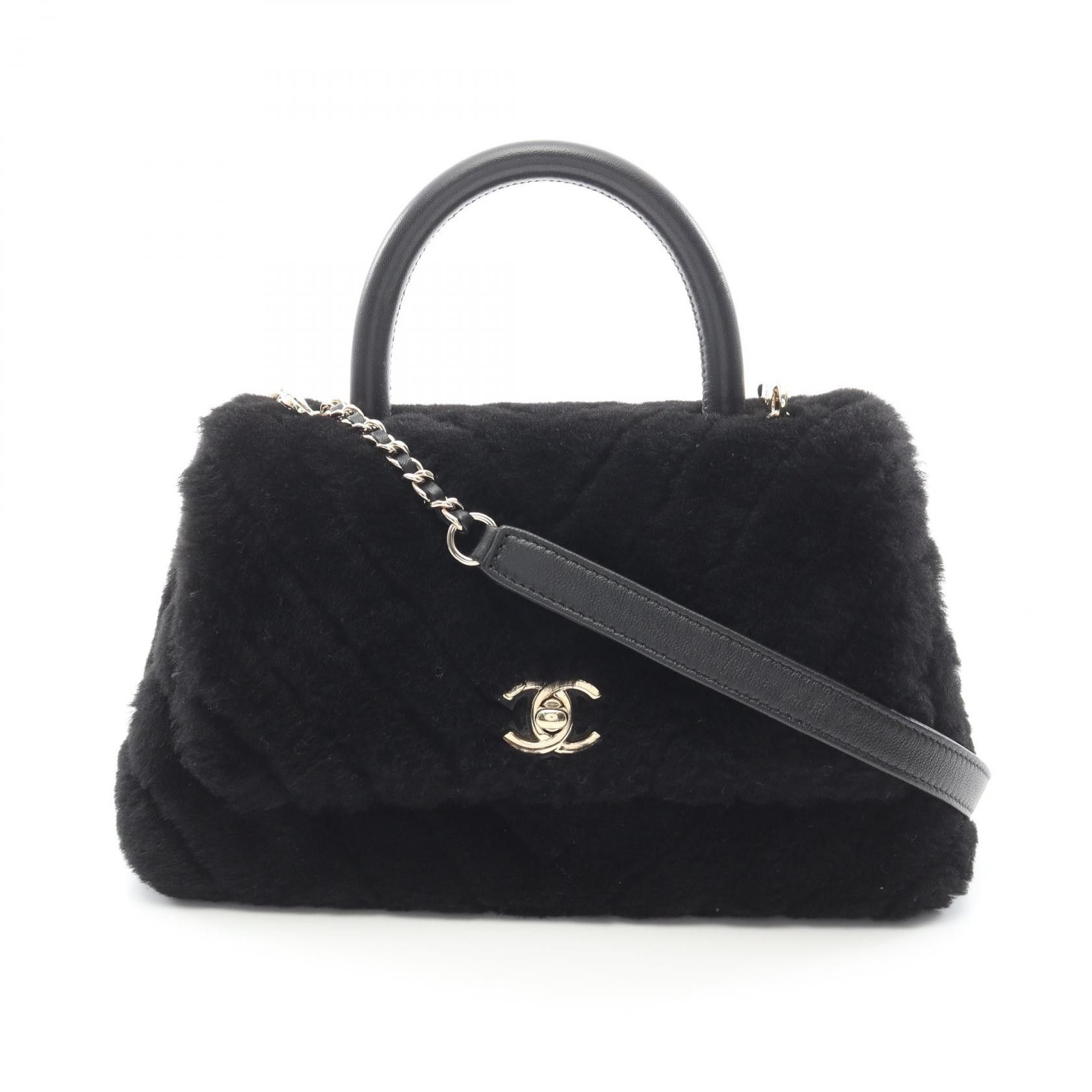 Chanel Chanel Chanel Coco Handle Flap V Stitch Fur Handbag Natural ...