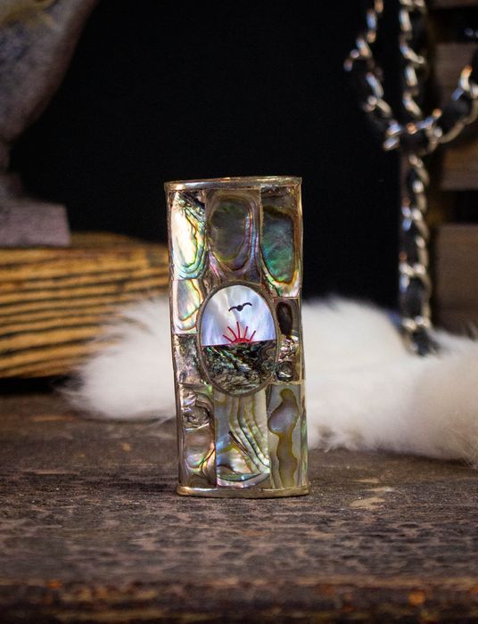 Vintage Vintage Seagull Sunset Abalone Lighter Case | Grailed