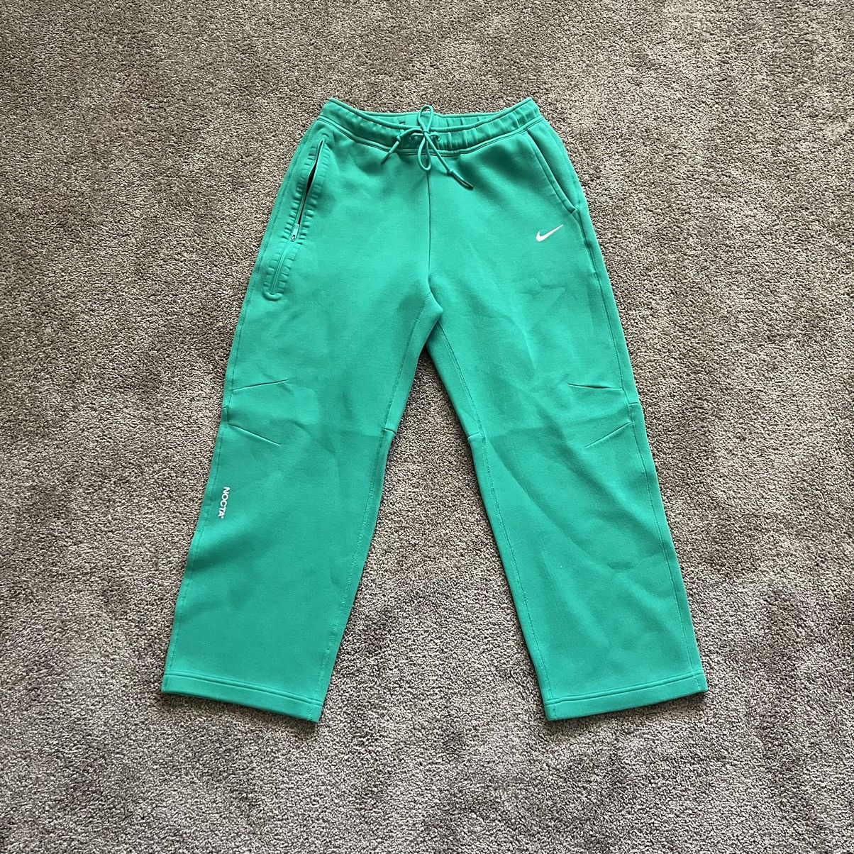 Drake × Nike NOCTA x NIKE TECH FLEECE SWEATPANTS - GREEN | Grailed