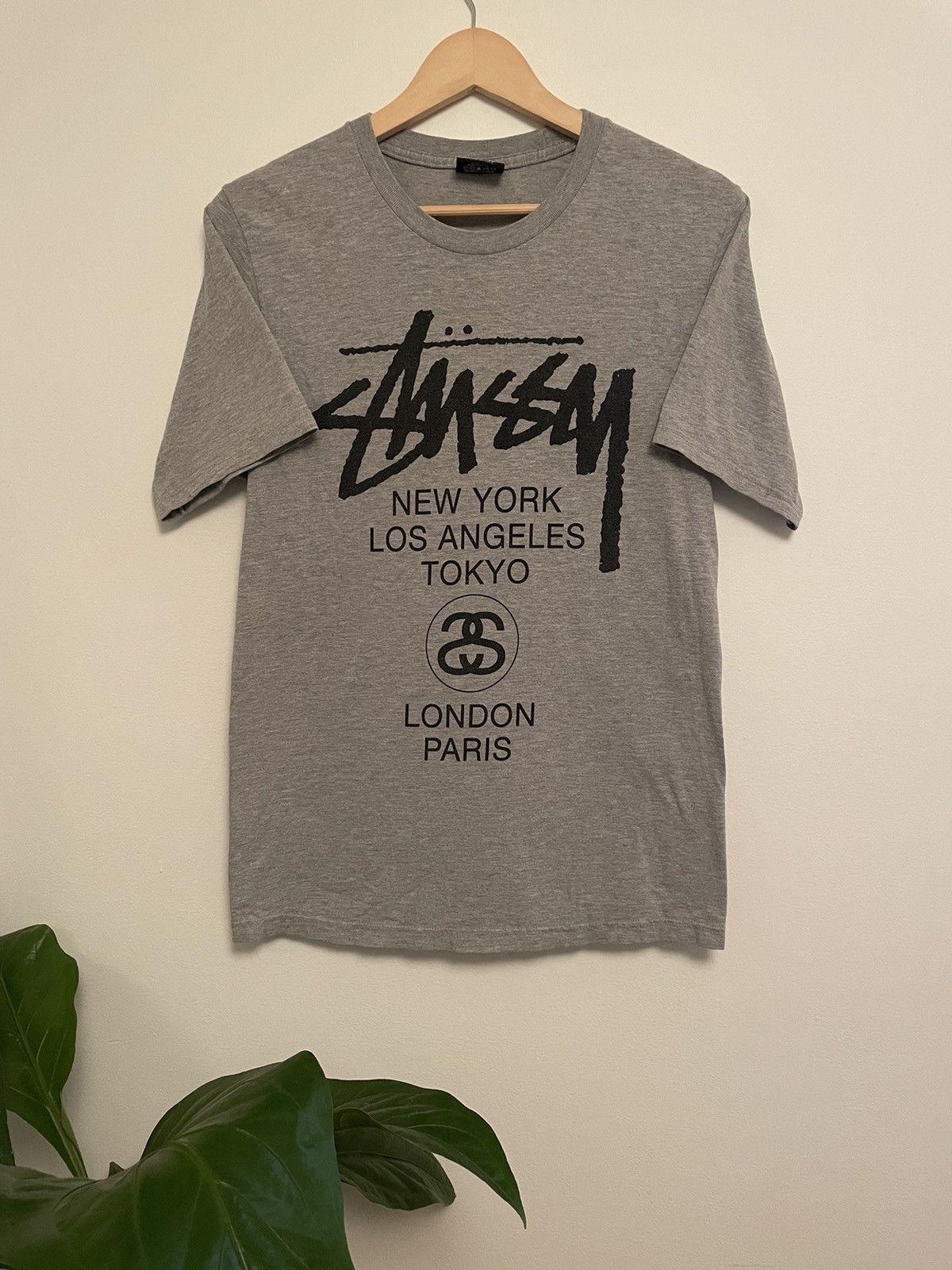 Stussy Stussy Designs Roots Reggae t-shirt grey | Grailed