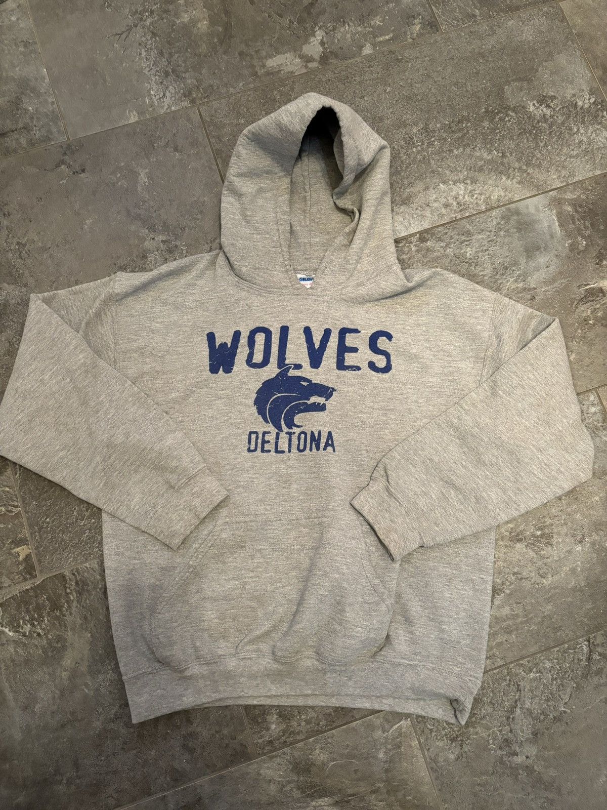 Hanes × Made In Usa × Vintage Y2K Deltona Wolves Throwback Highschool ...