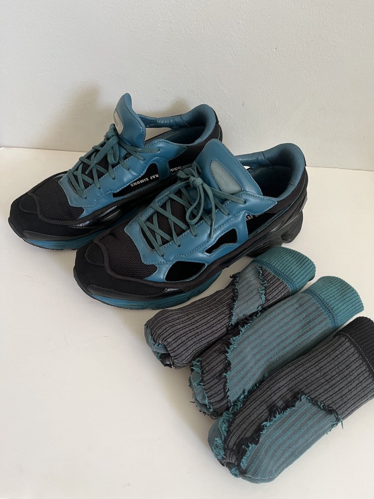 Adidas × Raf Simons Replicant Ozweego Colonial Blue Special Edition ...