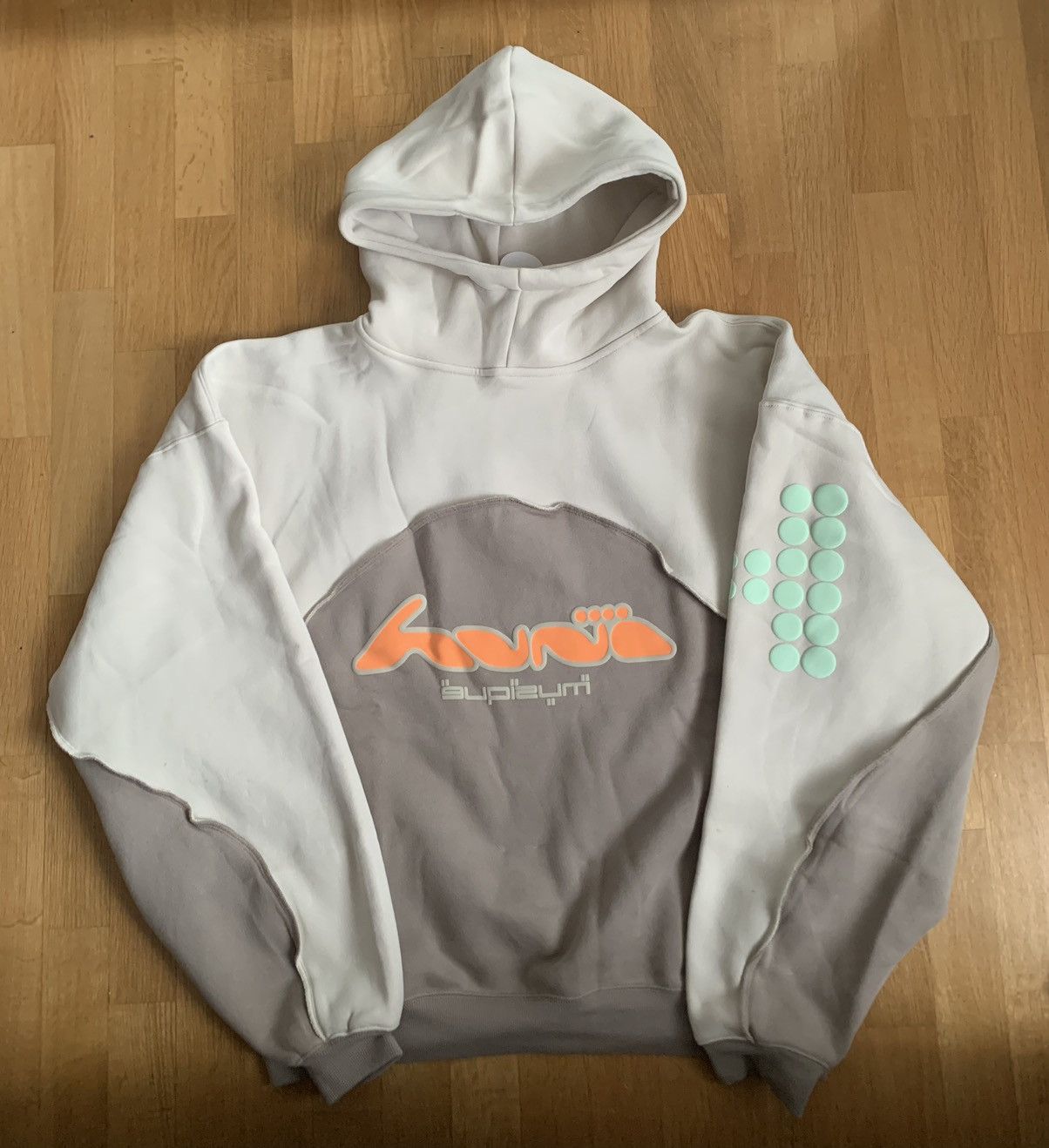 HUNI Design Huni hoodie light brown XL | Grailed