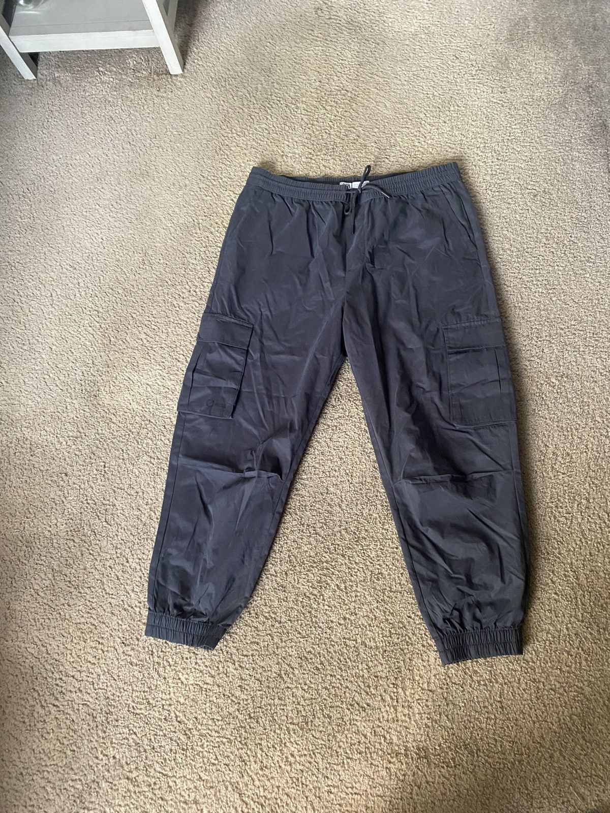 Zara Zara cargo pants | Grailed