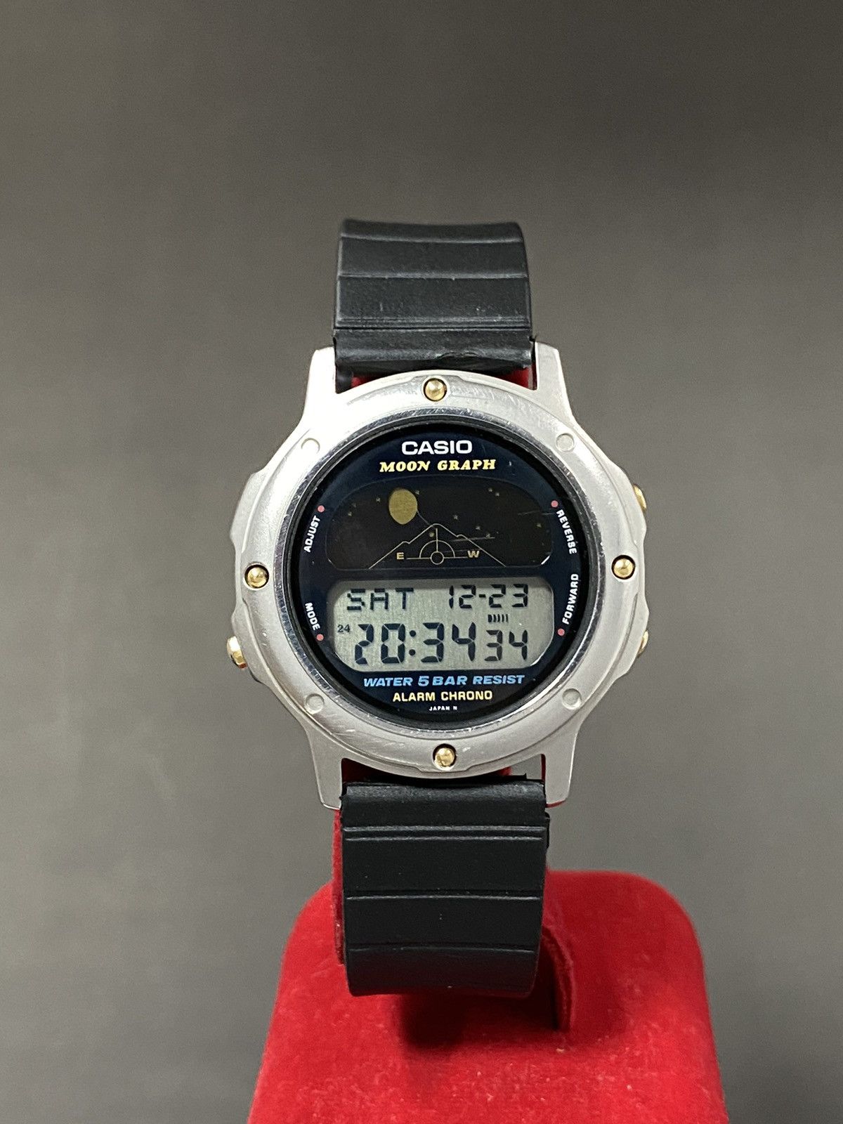 Vintage Rare Vintage CASIO GMW-61 MOON GRAPH Digital Men’s Watch | Grailed