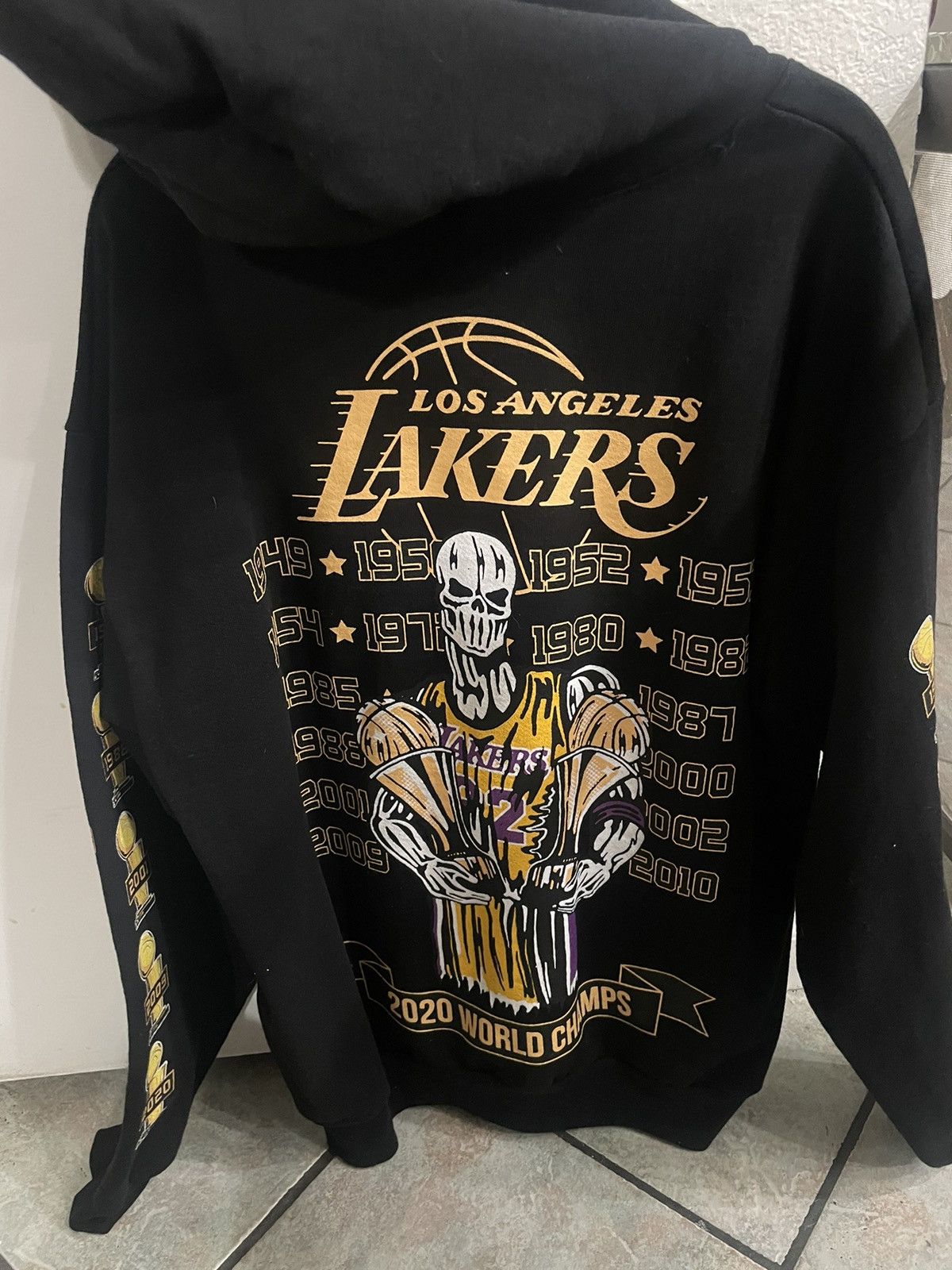 Warren Lotas Warren’s Lotas Hoodie Lakers 2020 championship | Grailed Warren Lotas Warren’s Lotas Hoodie Lakers 2020 championship | Grailed