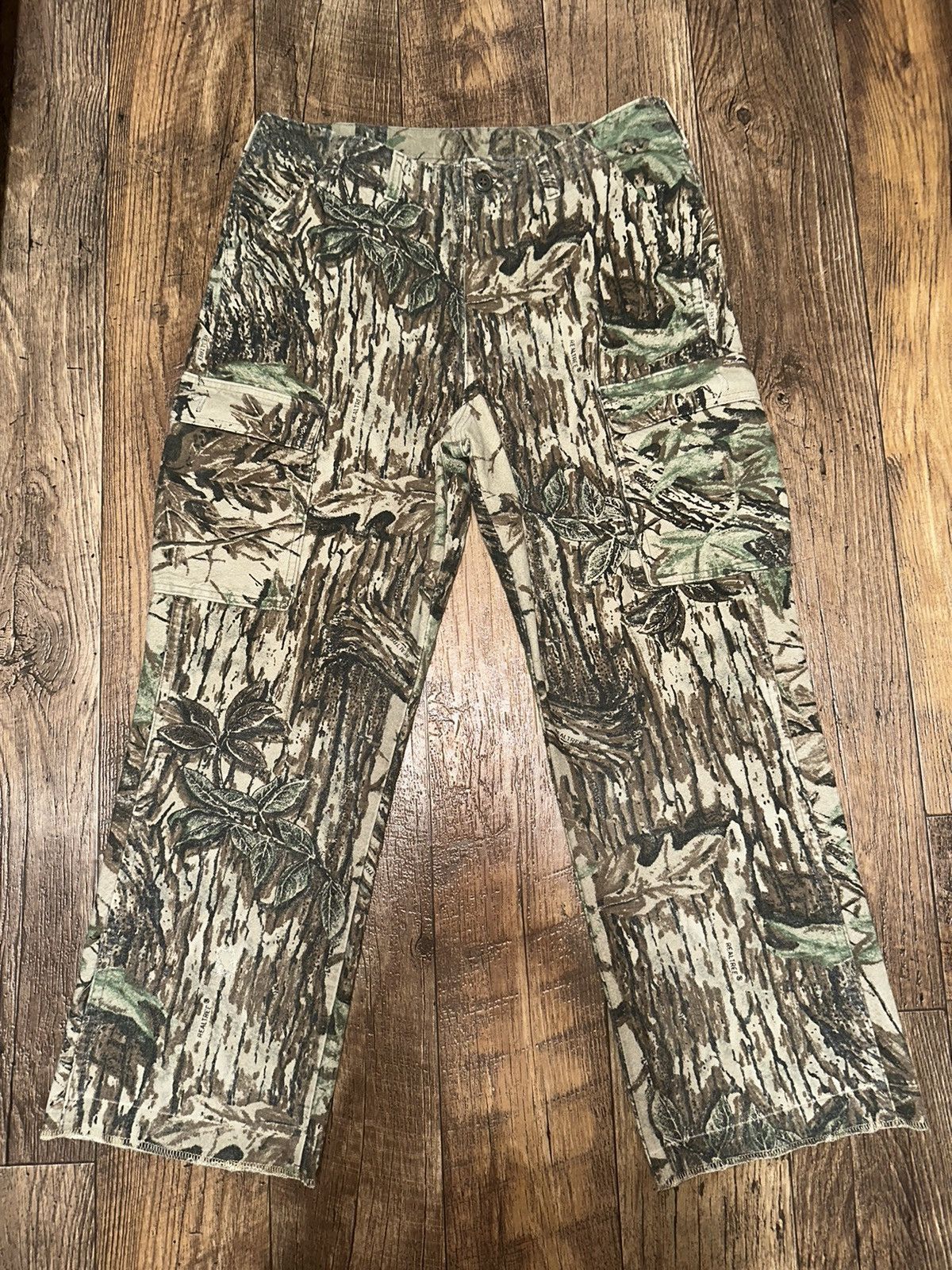 Camo × Realtree × Vintage Crazy Vintage Real Tree Camo Cargo Pants ...