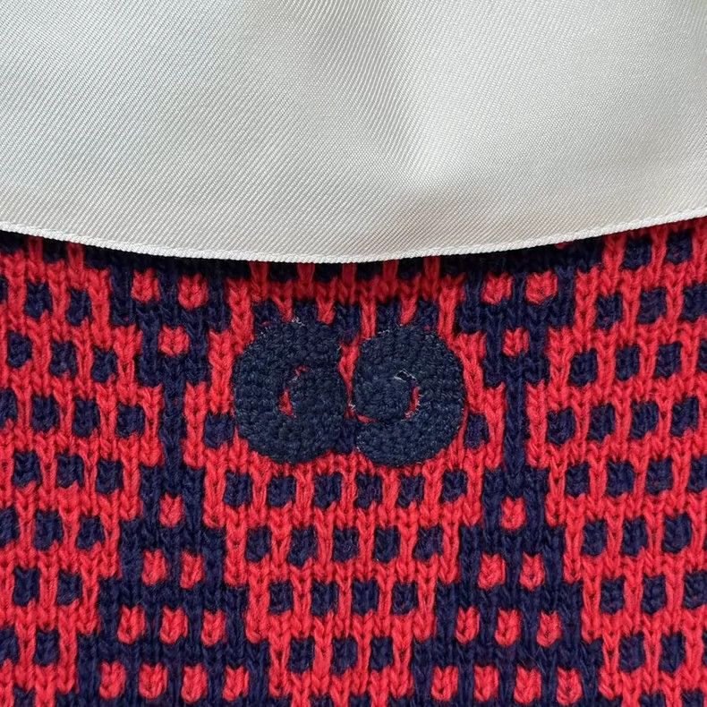 Gucci Gucci Old money style knitted vest 2502-Nextarrow | Grailed