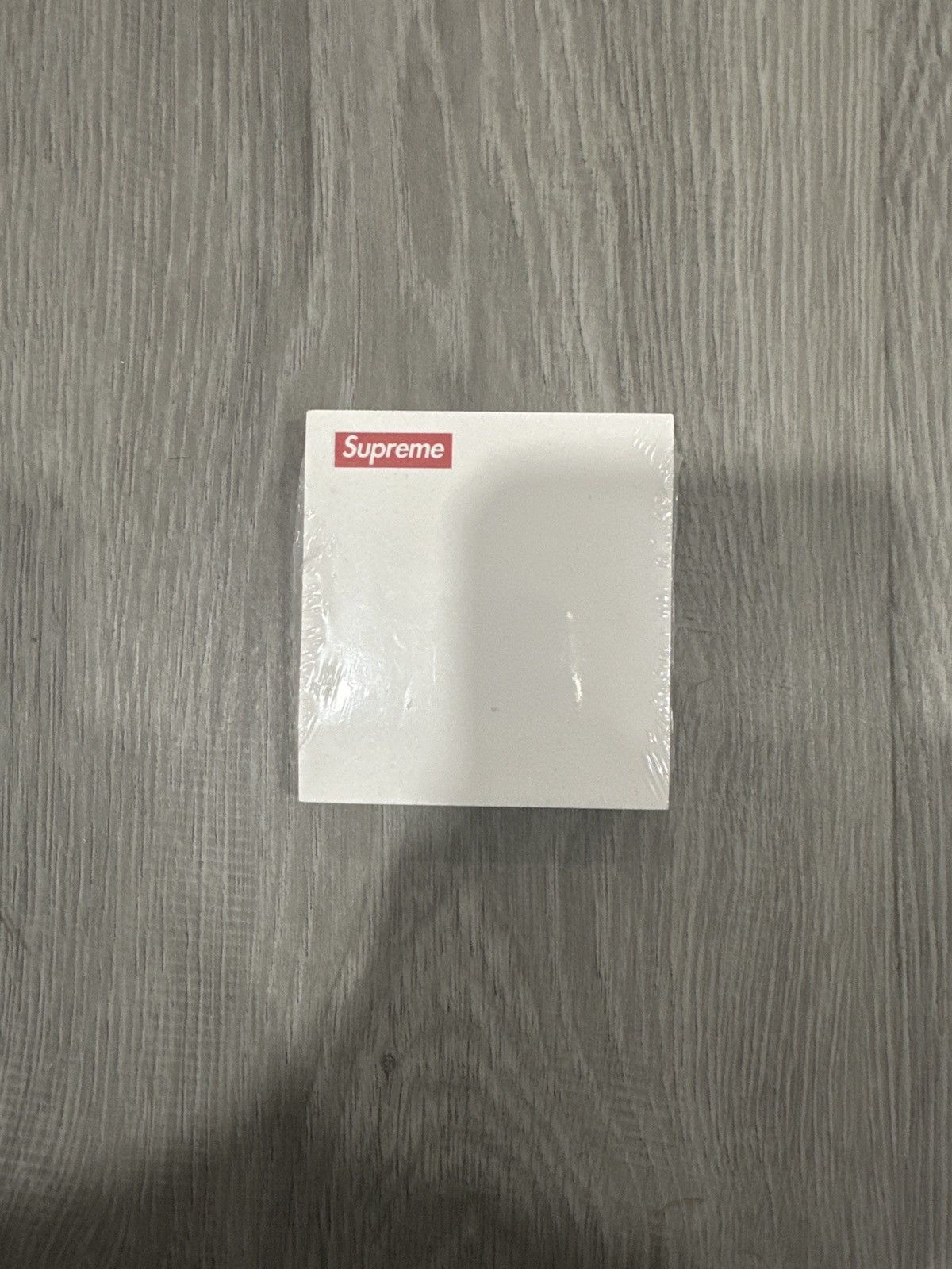 Supreme SUPREME POST IT NOTE | Grailed