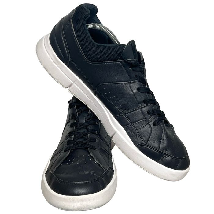 ON On Cloud The Roger Clubhouse Black Leather Sneakers NICE | Grailed