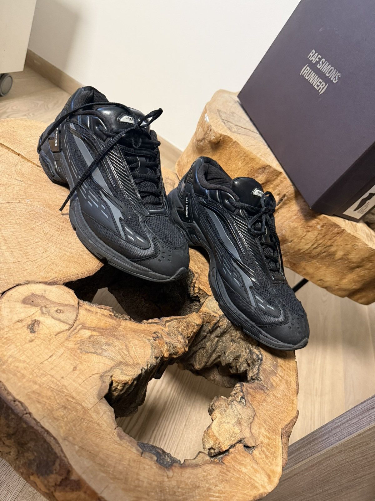 Raf Simons RAF SIMONS (Runner) ULTRASPECTRE | Grailed