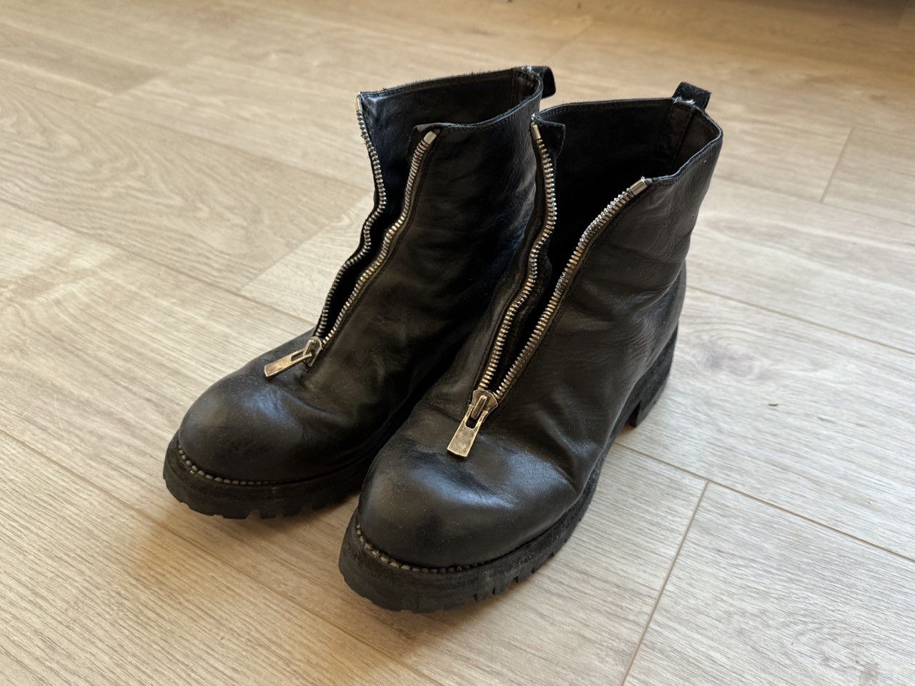 Guidi Giudi Front Zip Ankle Boots with Vibram Soles | Grailed