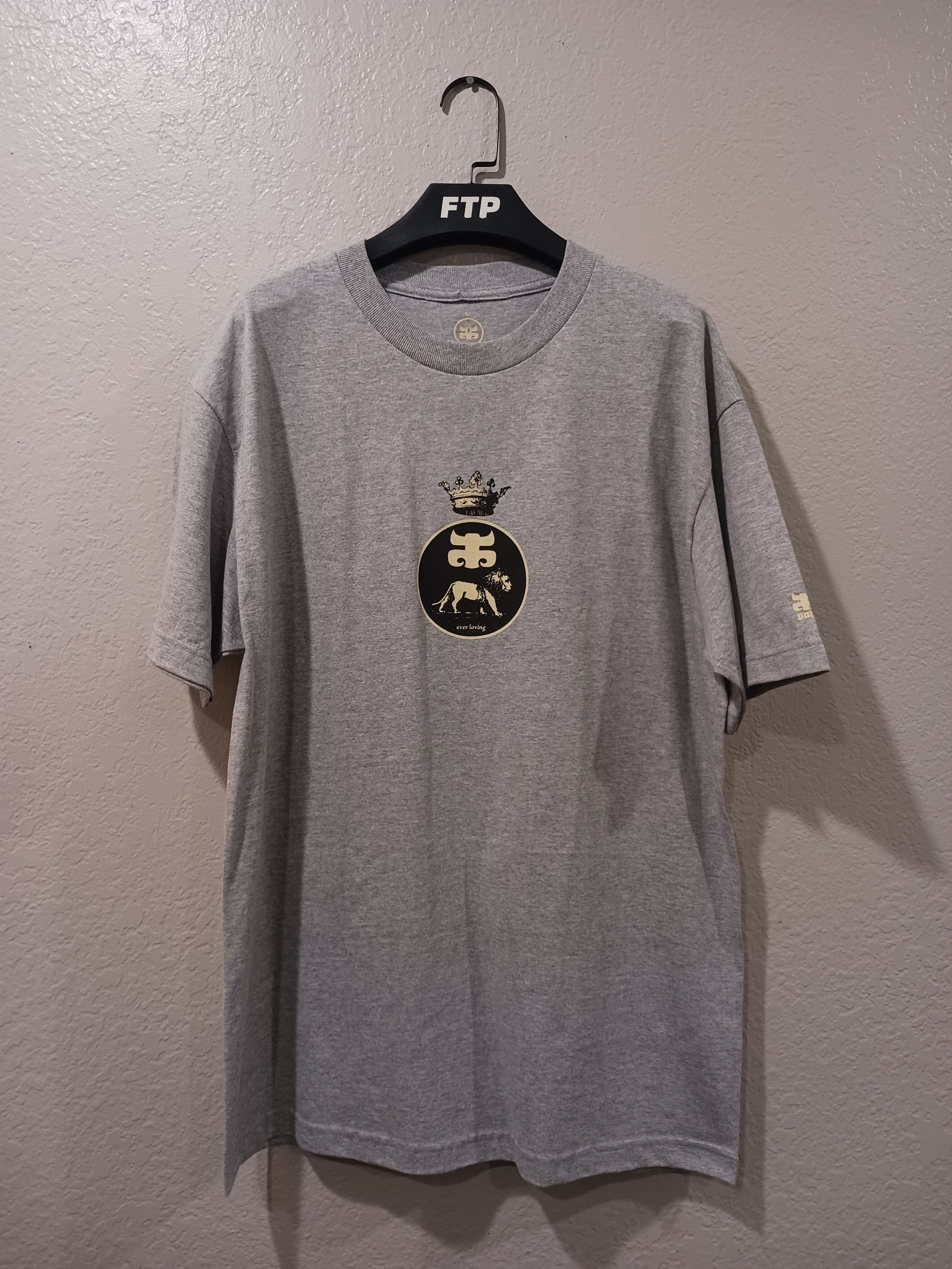 IPATH × Streetwear Path Skateboarding "Ever Loving" Lion And Crown ...