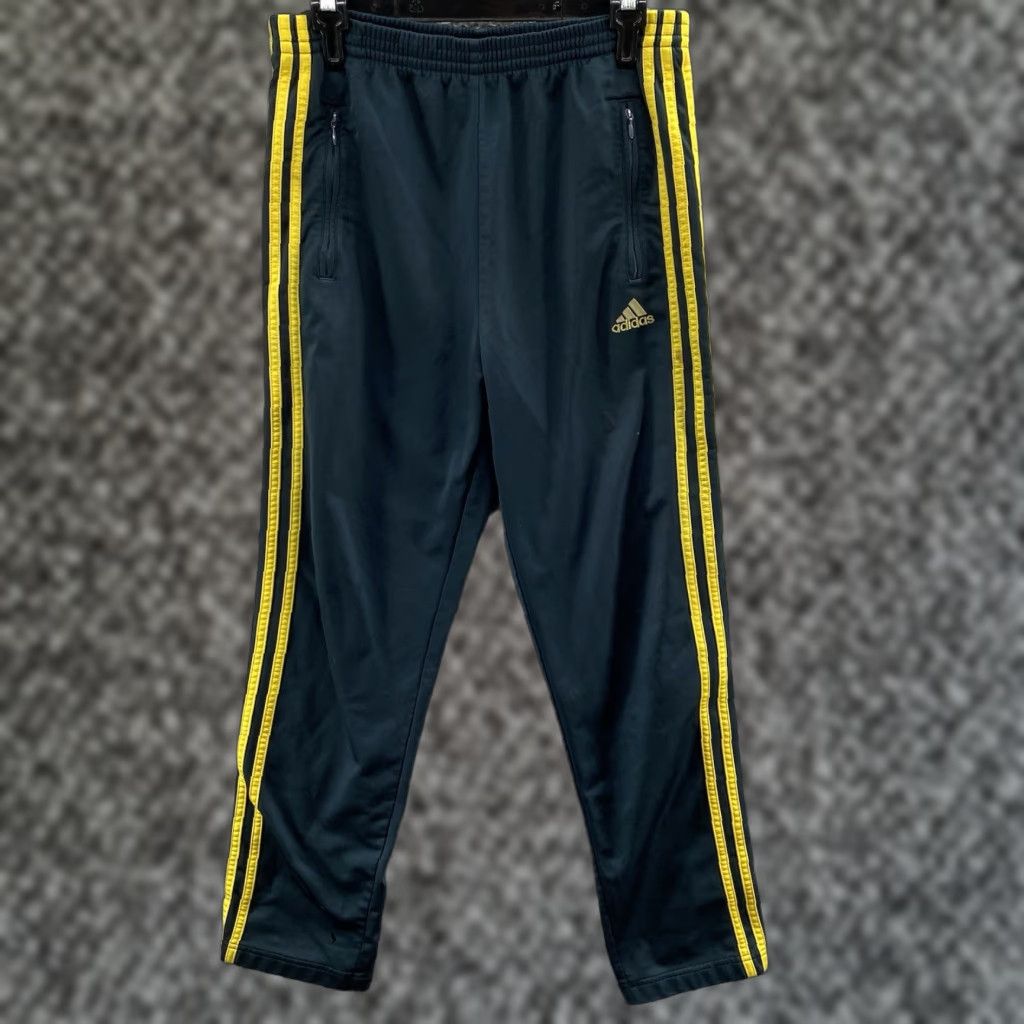 Adidas VINTAGE Adidas Track Pants Men Small Green Tear Away Snap Off ...