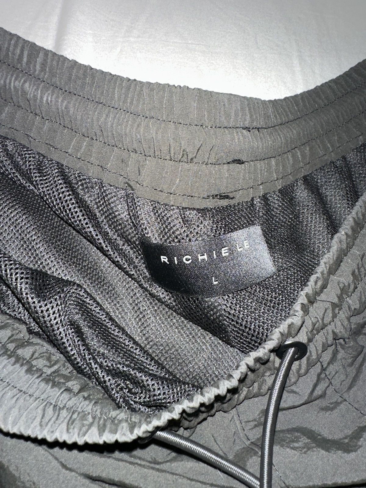 Richie Le Collection Richie Le Collection Utility Cargo Shorts - Black ...
