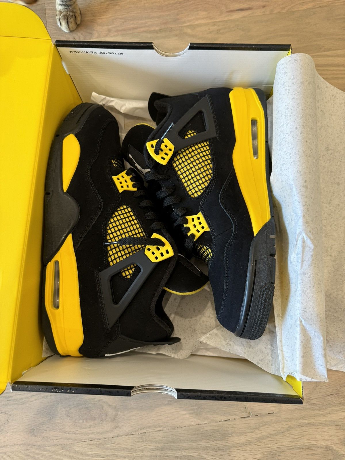 Jordan Brand Air Jordan 4 thunder with box new | Grailed