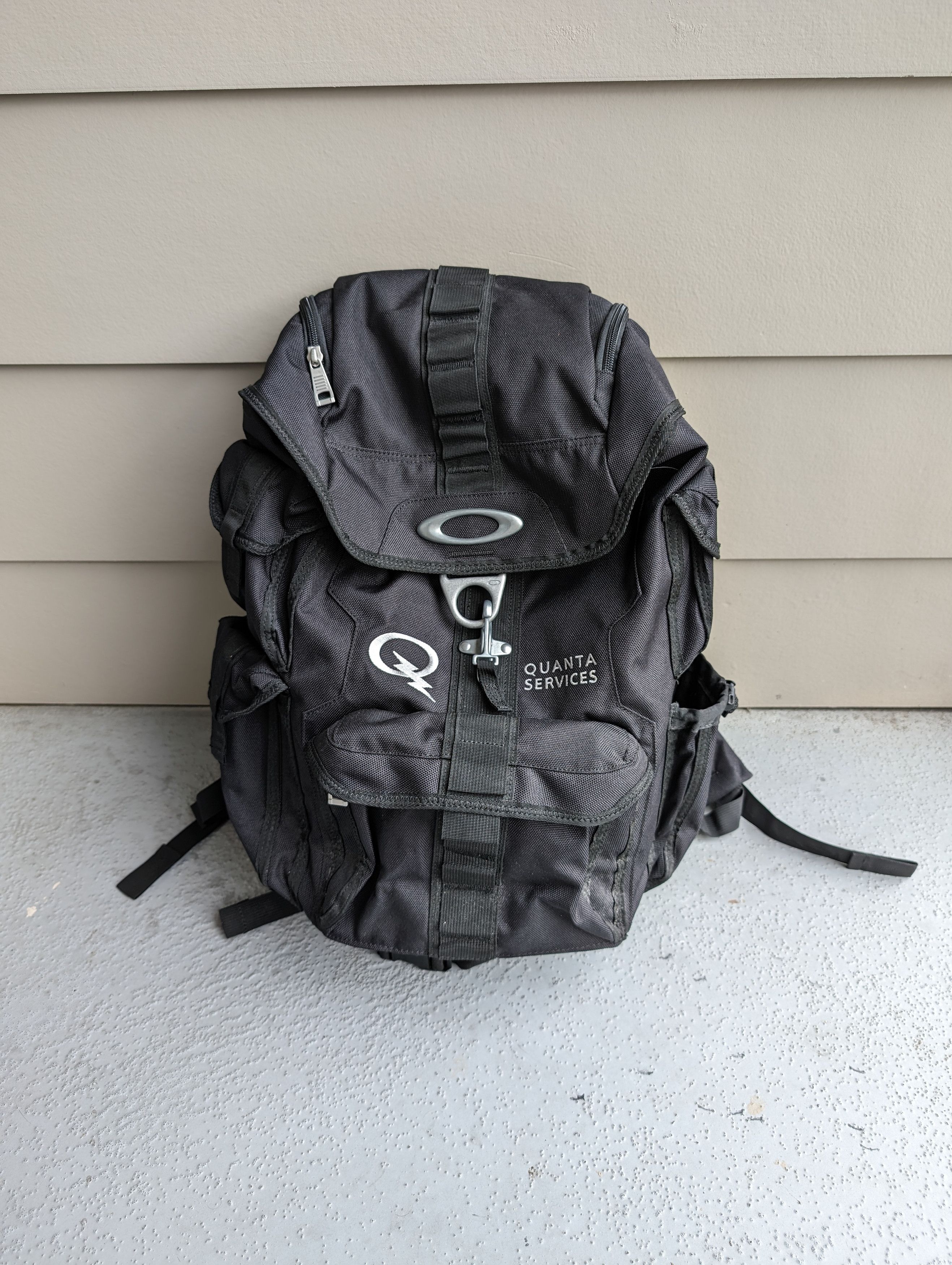 Oakley OAKLEY tactical black backpack excellent condition | Grailed