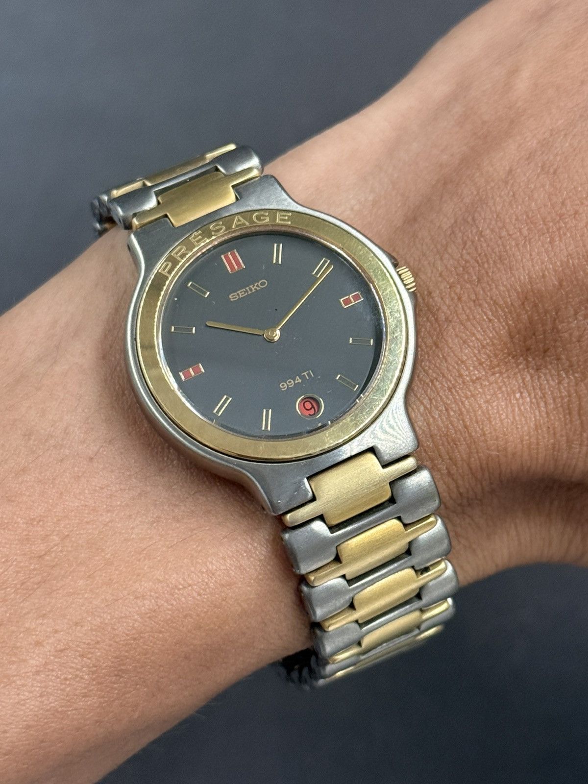 Vintage SEIKO PRESAGE Titanium Japan Quartz Unisex Watch. | Grailed