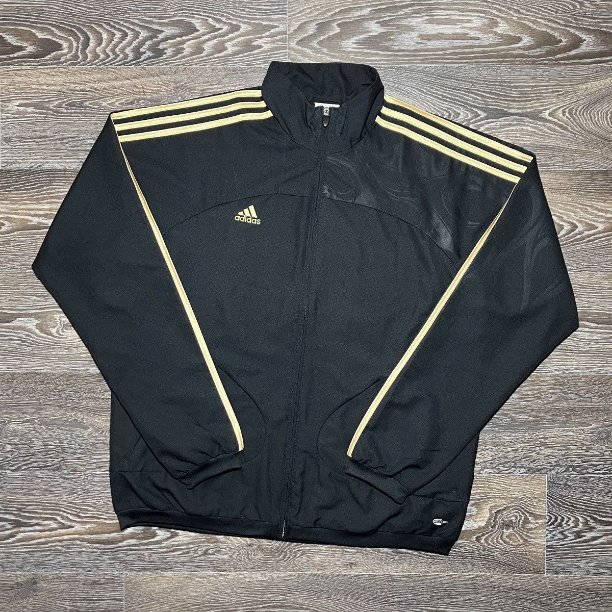 Adidas × Streetwear × Vintage 2000s ADIDAS Predator Flame Logo Gold ...