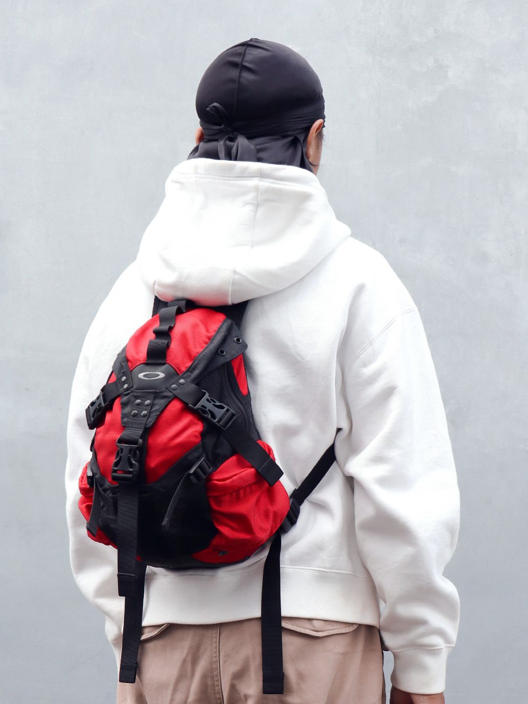 Vintage Oakley Mini Icon Backpack 1.0 Red Black - Y2K Bag | Vintage ...