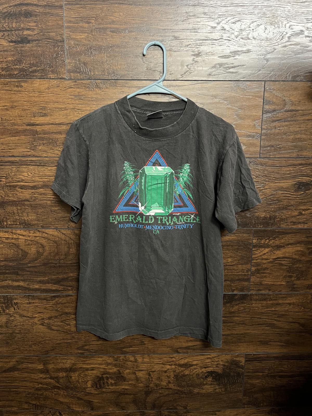 Designer Vintage Califorina Weed T-shirt - Marijuana Emerald Triangle ...