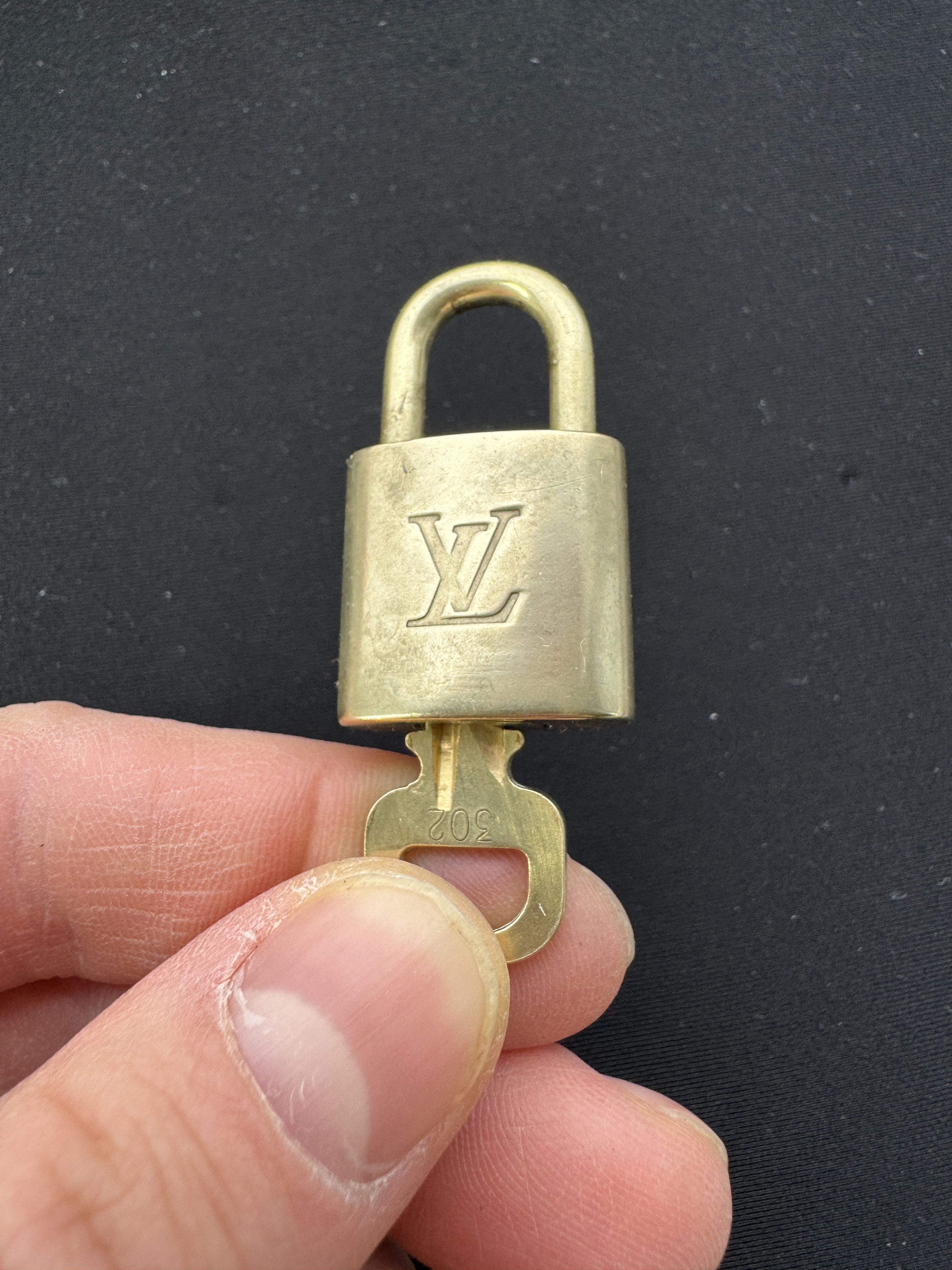 Louis Vuitton × Vintage Vintage Louis Vuitton 302 lock with key #236 ...