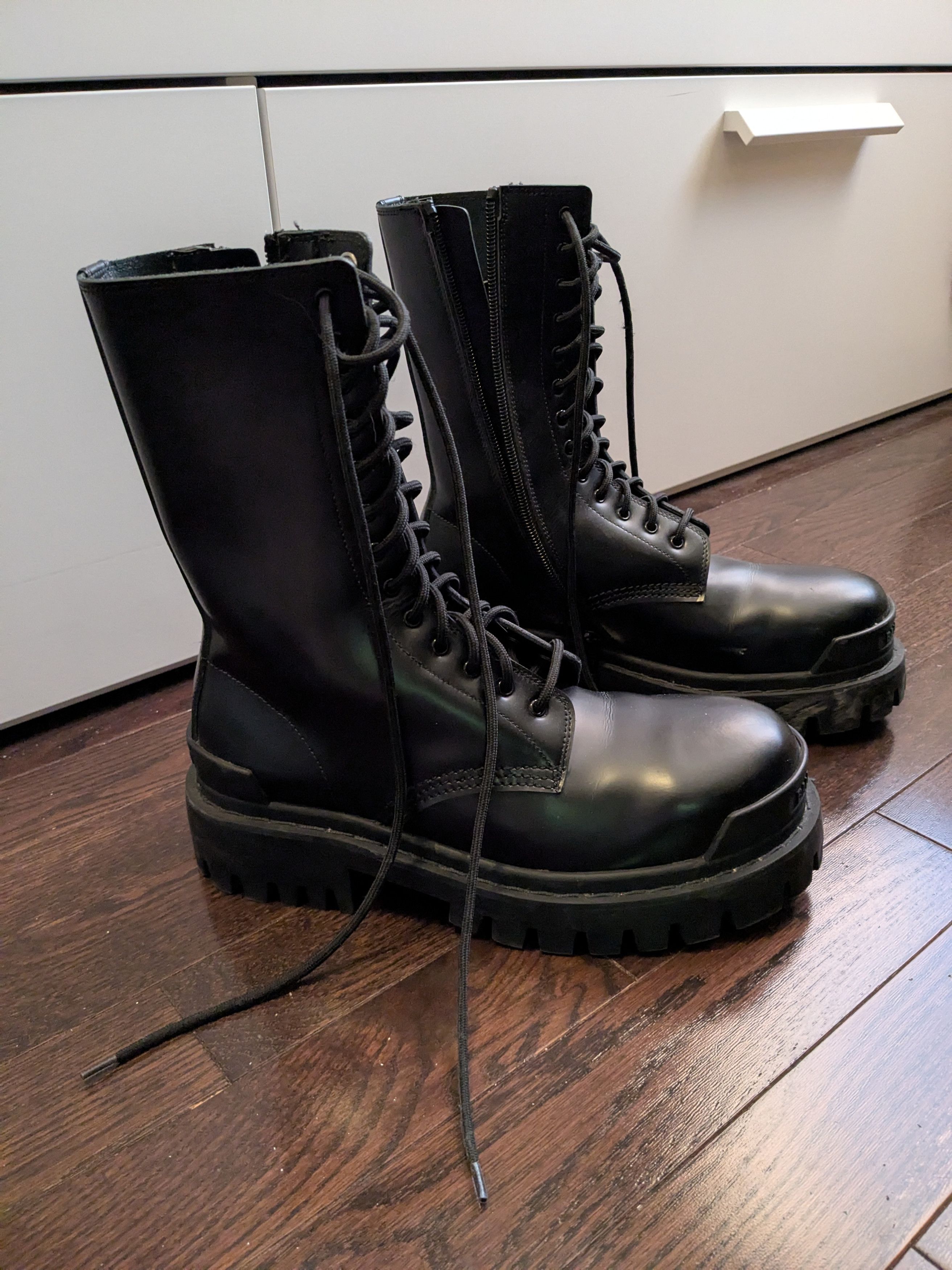 Balenciaga Tall shaft strike boots | Grailed