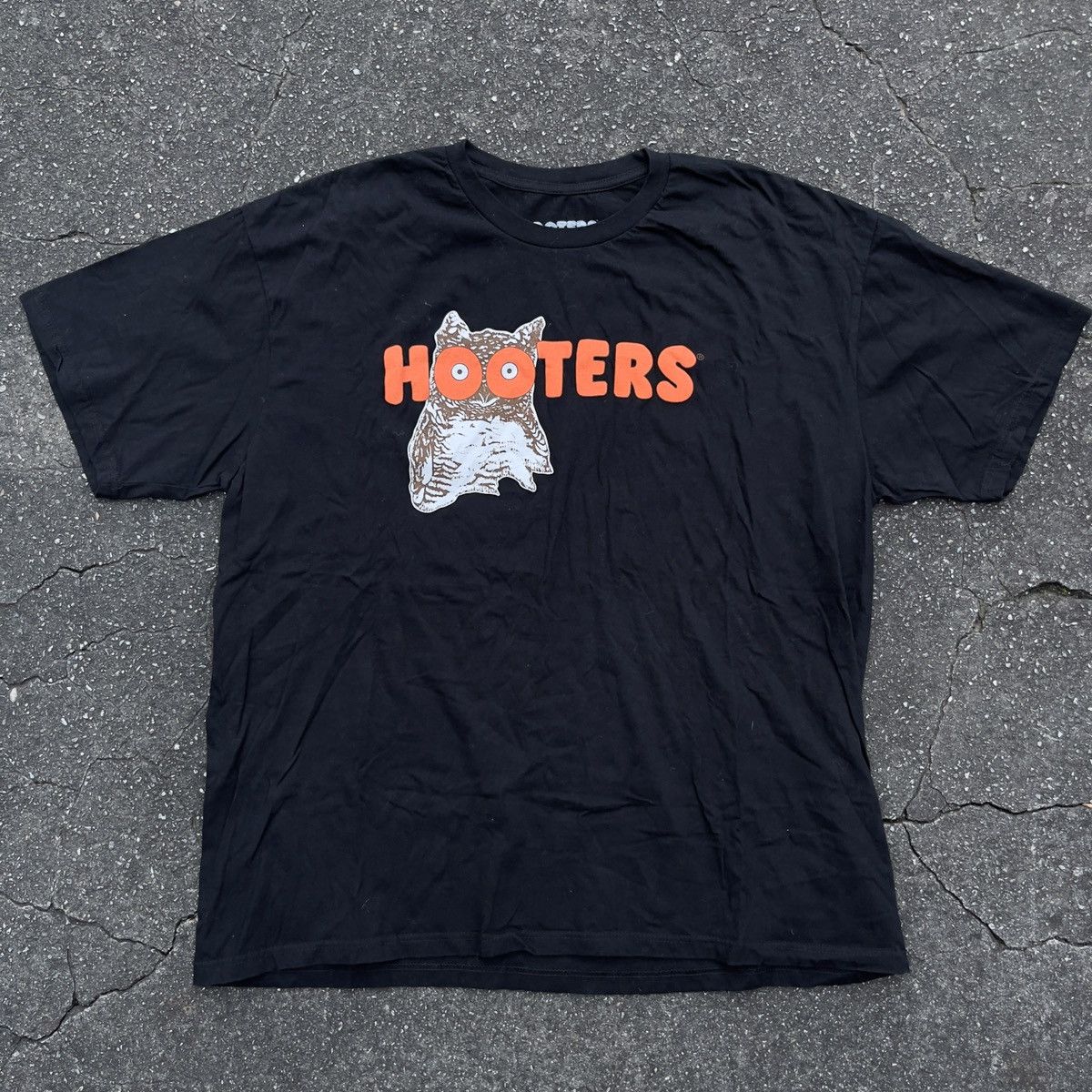 Japanese Brand × Ripple Junction × Streetwear Vintage HOOTERS Shirt ...