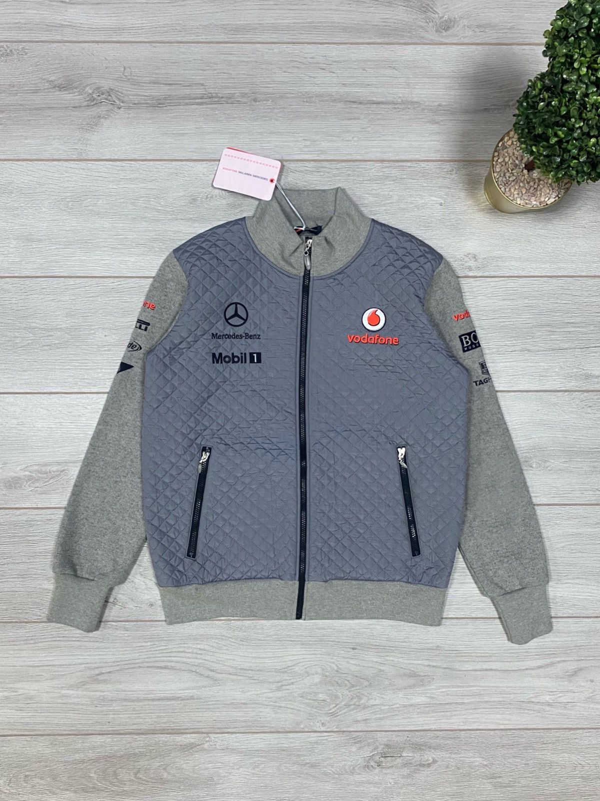 Hugo Boss × Mercedes-Benz Mclaren Vodafone Mercedes NEW zip quilted ...