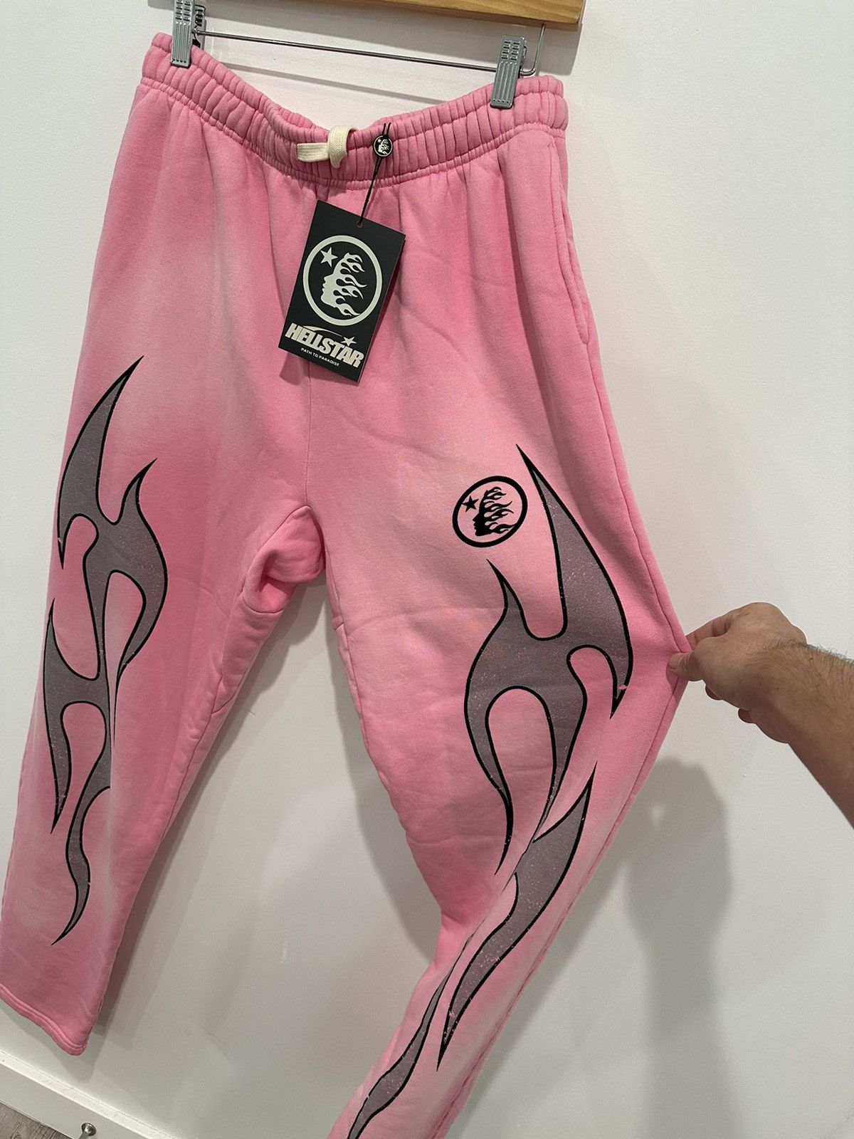 HELLSTAR Hellstar Pink Flames Sweatpants | Grailed