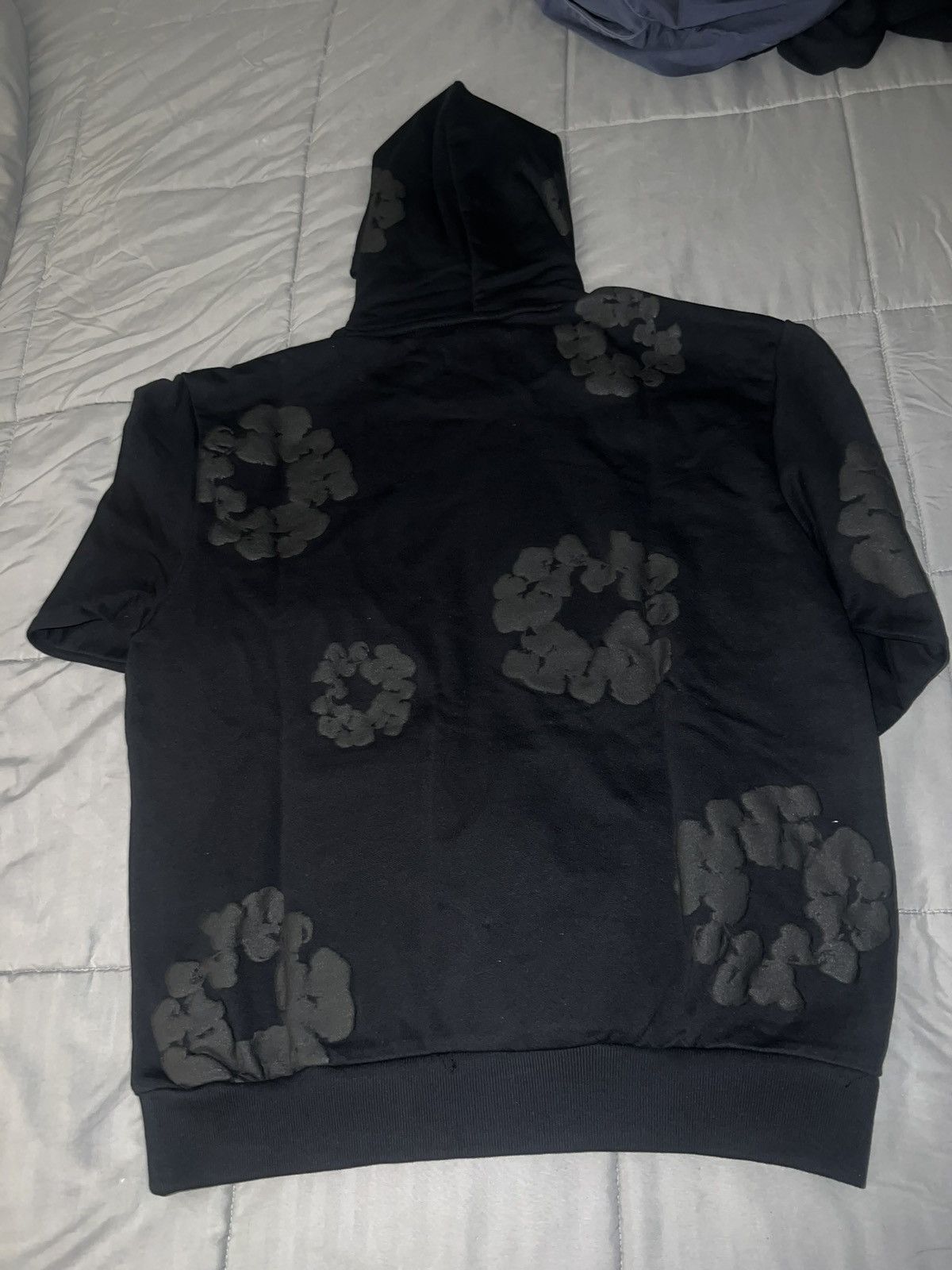 DENIM TEARS Denim Tears MONOCHROME Cotton Wreath hoodie | Grailed