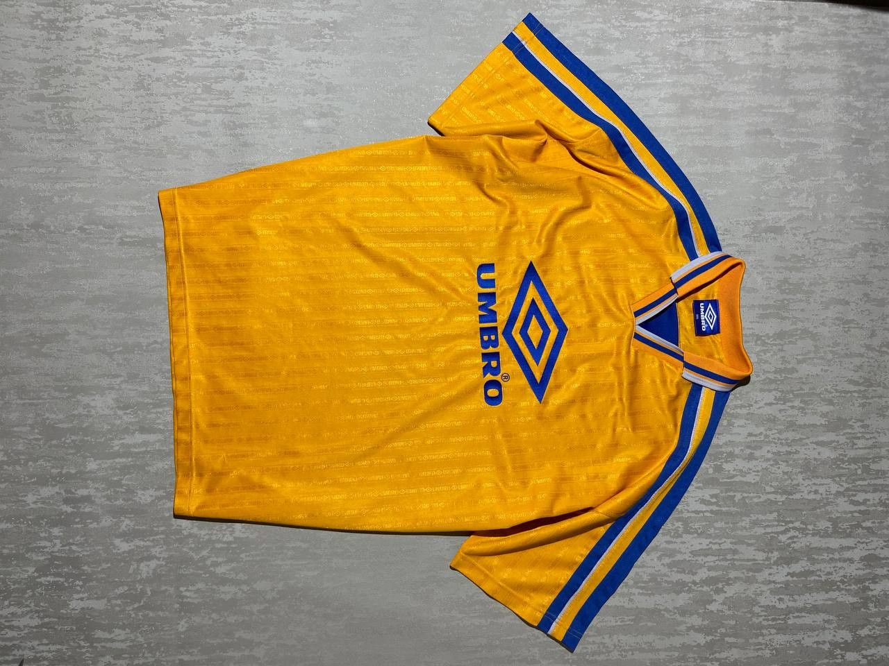 Umbro × Vintage Vintage 90s Umbro soccer Jersey | Grailed