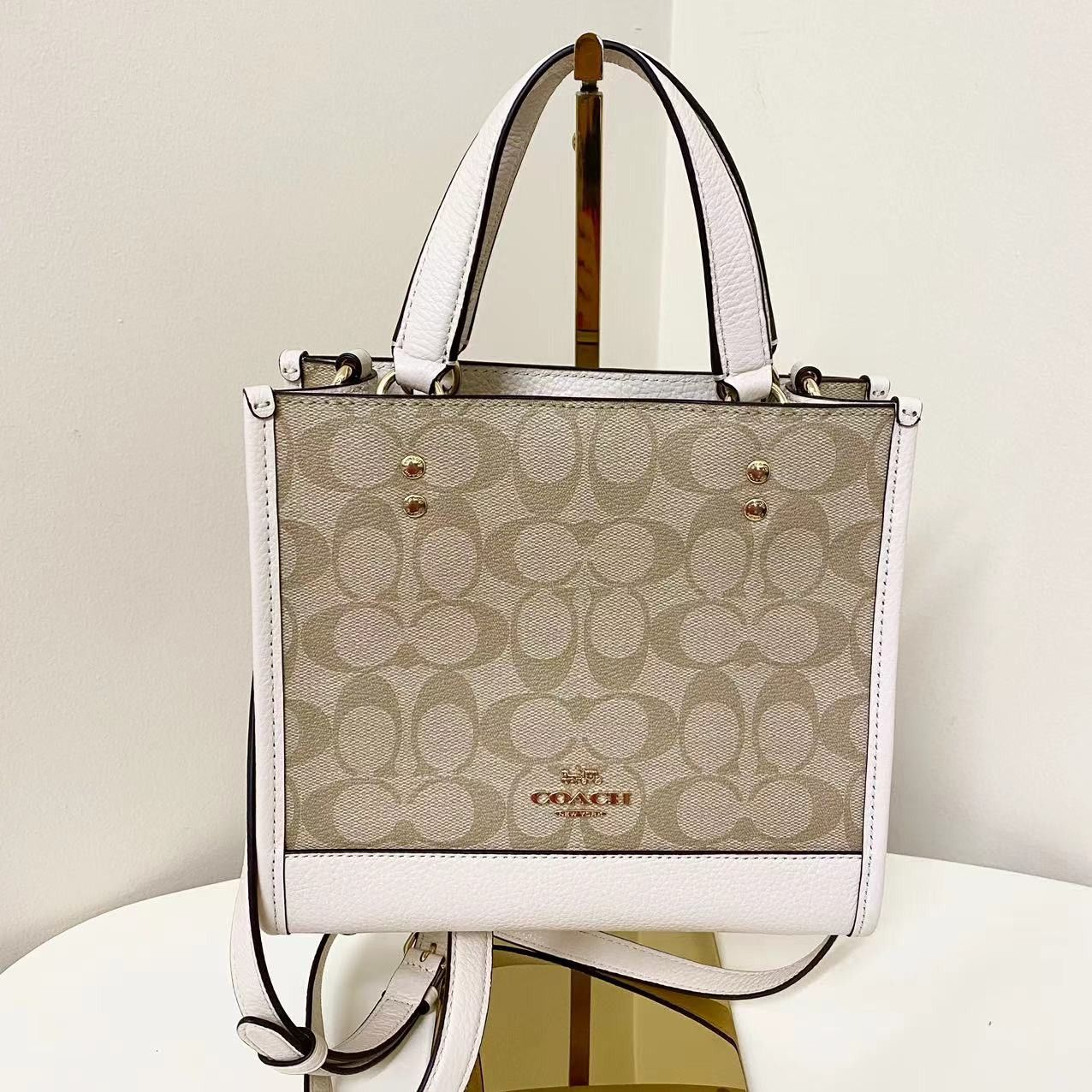 Coach COACH Dempsey Tote 22 In Signature Canvas C5122 | Grailed