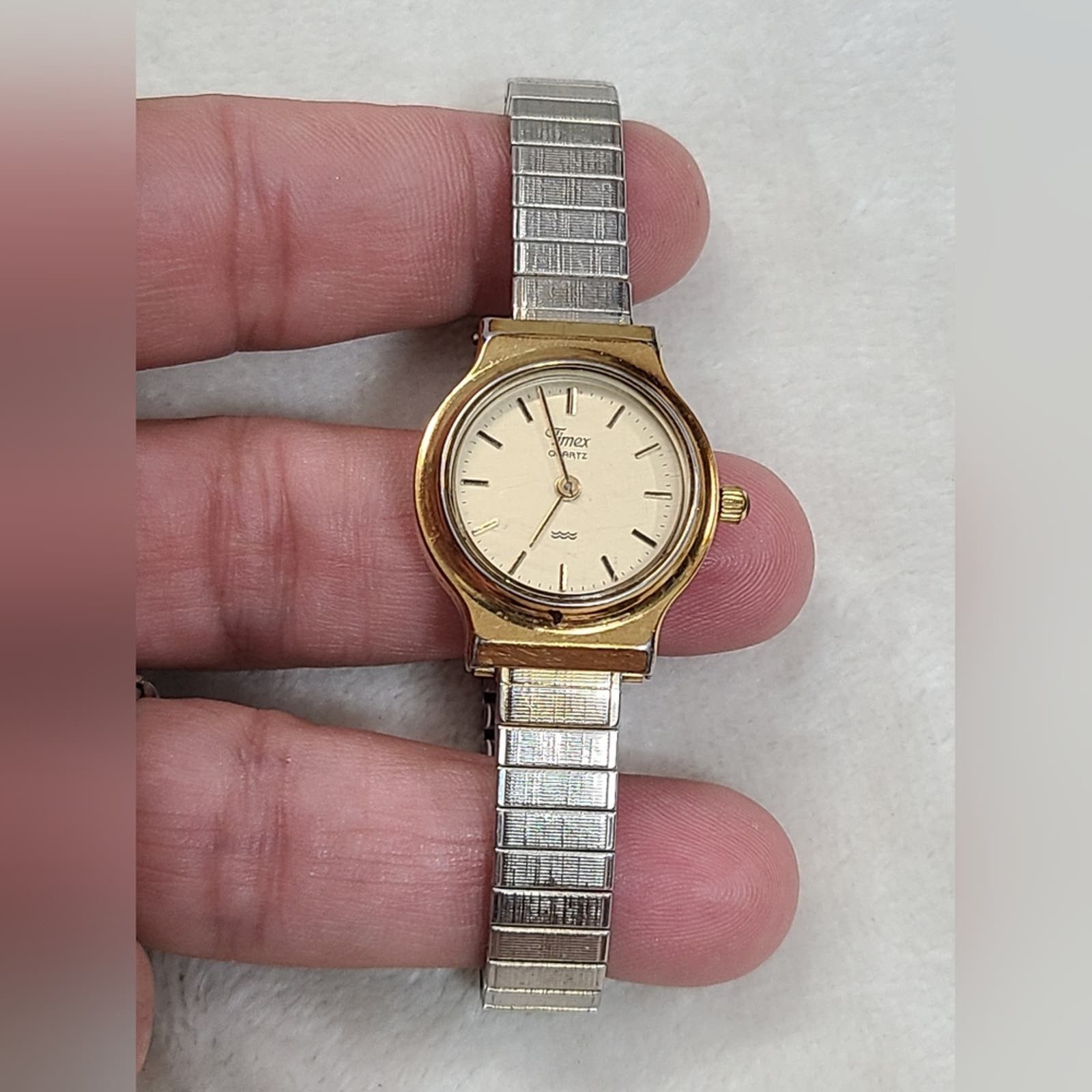 Timex Vintage Timex Women's Two Tone Watch With Expandable Band | Grailed