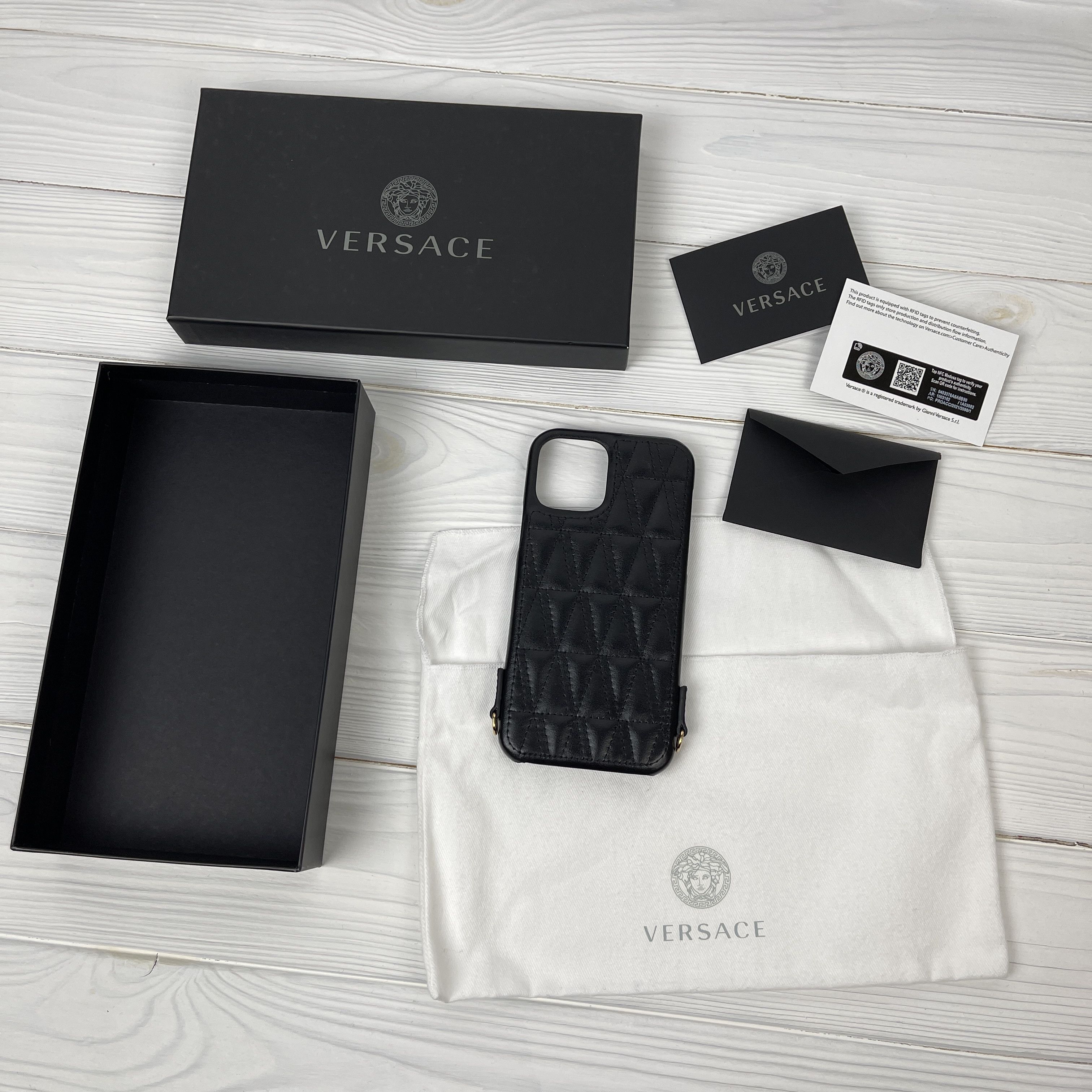 Luxury × Versace Versace Cover Сase Iphone 12 Calf Leather | Grailed