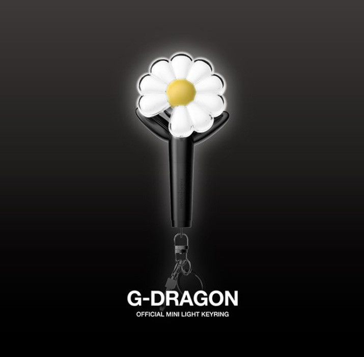 peaceminusone G-DRAGON OFFICIAL MINI LIGHT KEYRING | Grailed