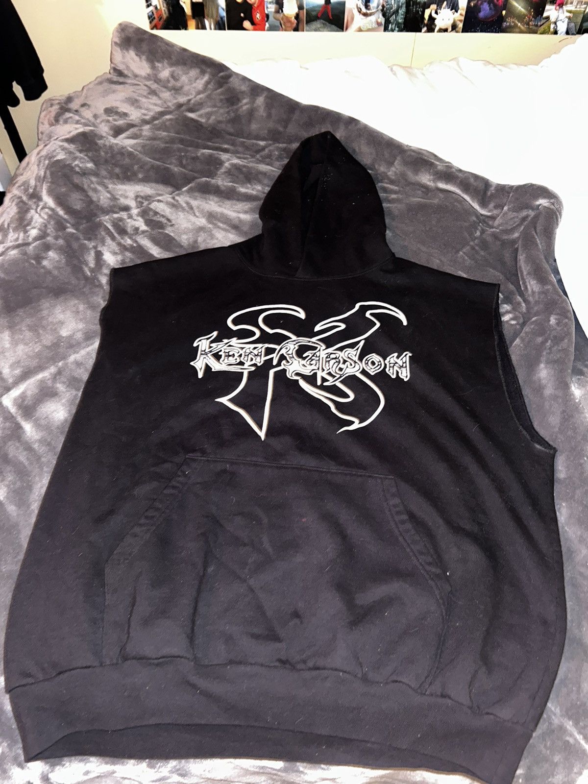 Ken Carson × Playboi Carti ken Carson tour merch. sleeveless hoodie ...