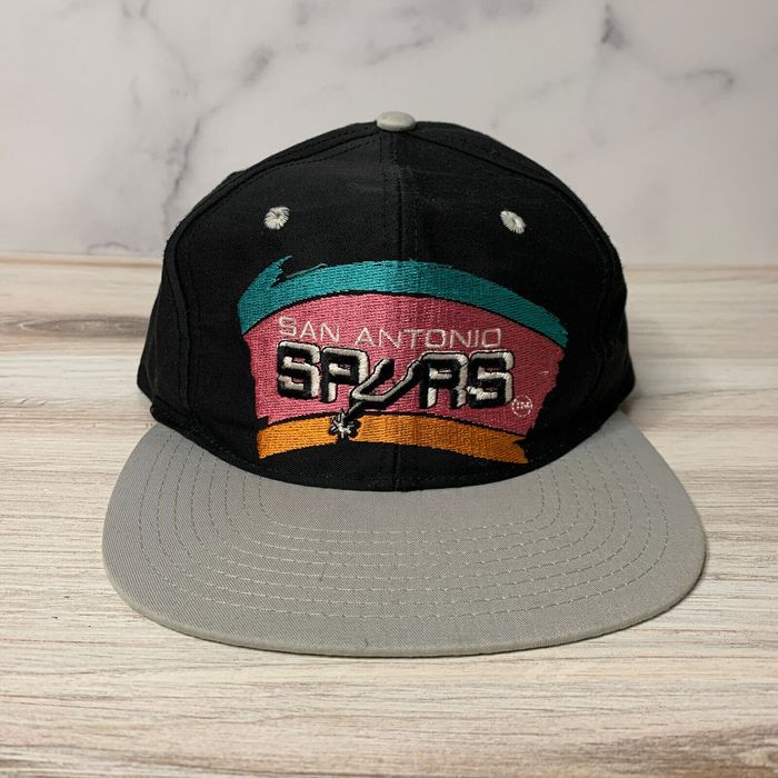 Twins Vintage 90s Front Row San Antonio Spurs Logo Snapback Hat NBA ...