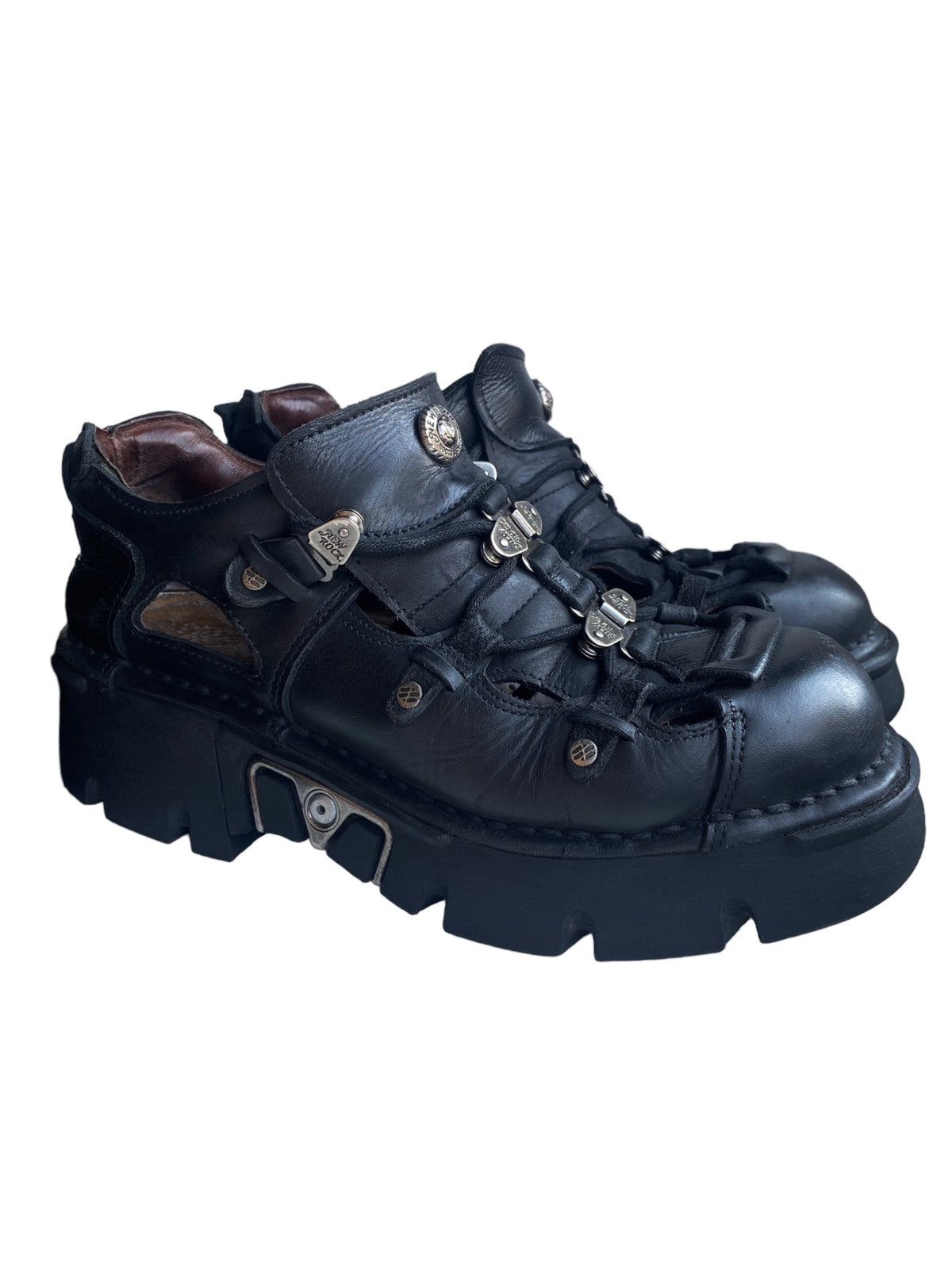 Vintage Vintage New Rock reactor low top boots | Grailed