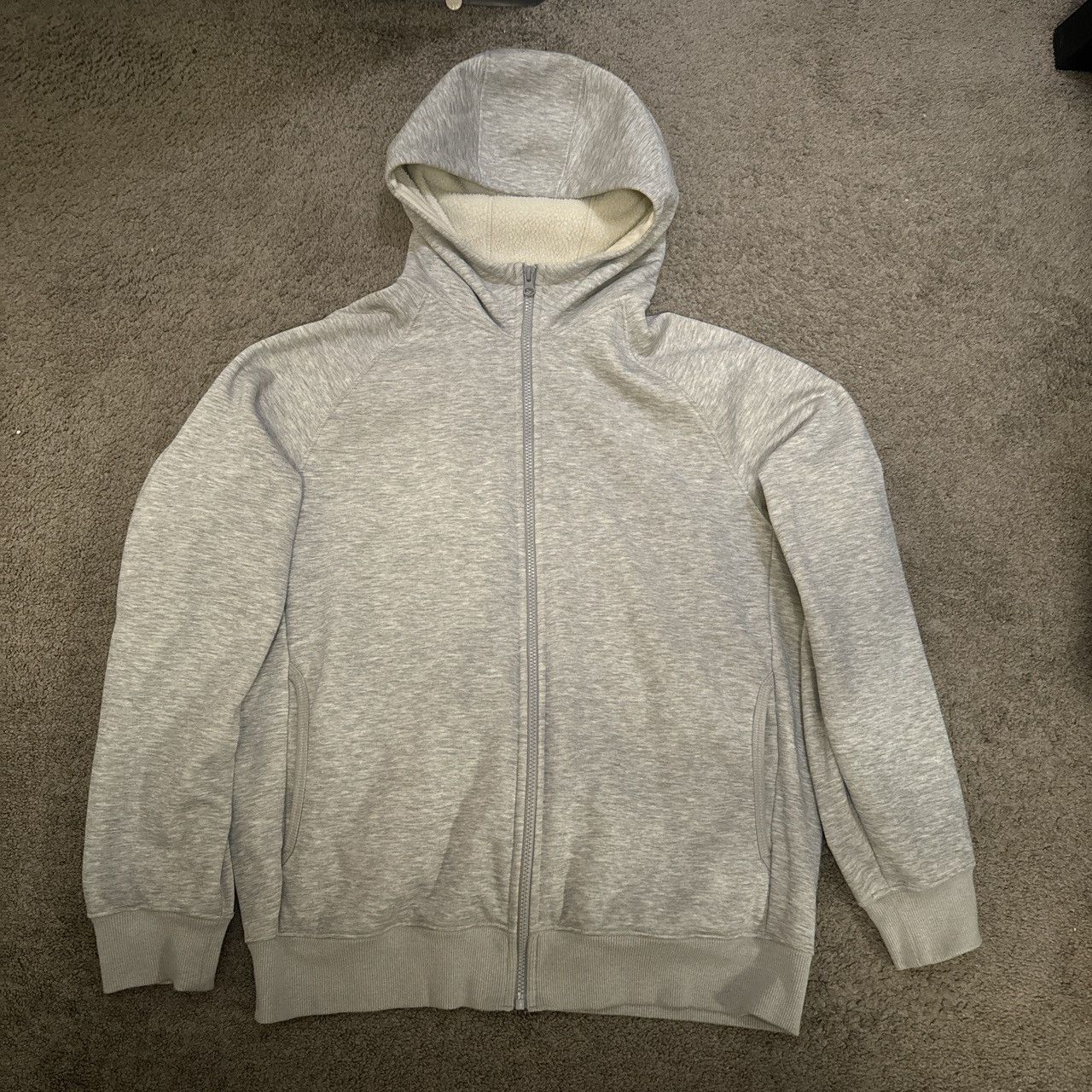 Streetwear × Uniqlo Uniqlo zip up | Grailed