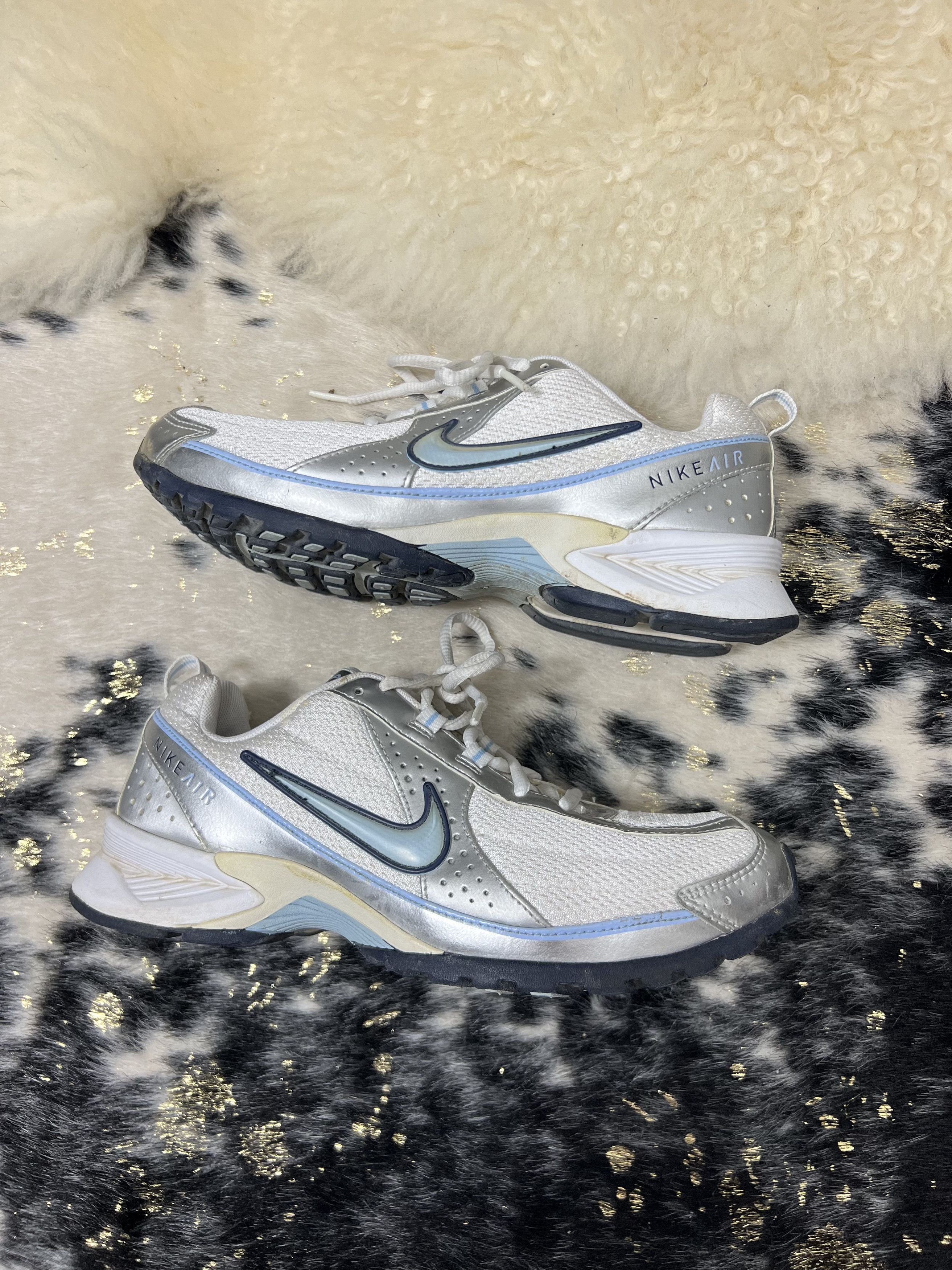 Nike × Vintage Retro Nike Y2K Sneakers | Grailed
