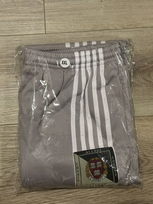 Streetwear Allure County Crest Trackpants - GREY | Grailed