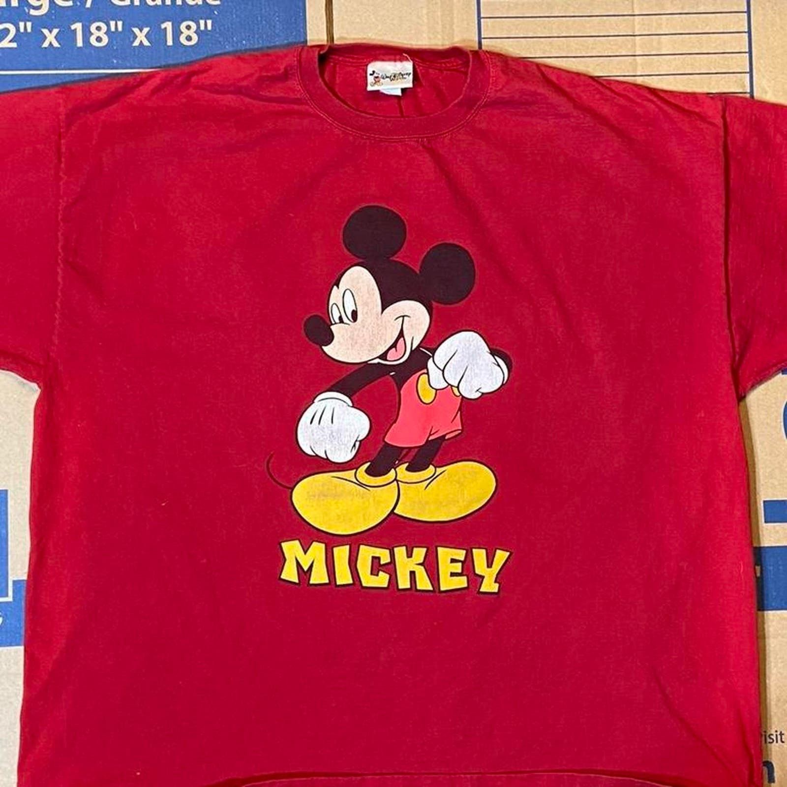 Disney 90s red mickey mouse tee shirt | Grailed