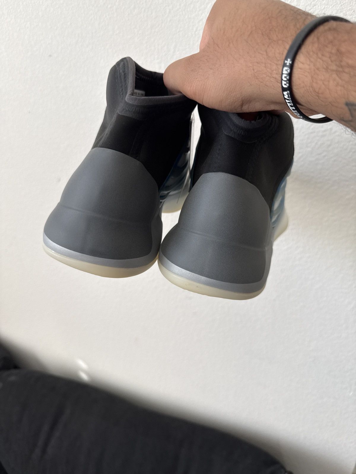 Yeezy Yeezy qntm | Grailed