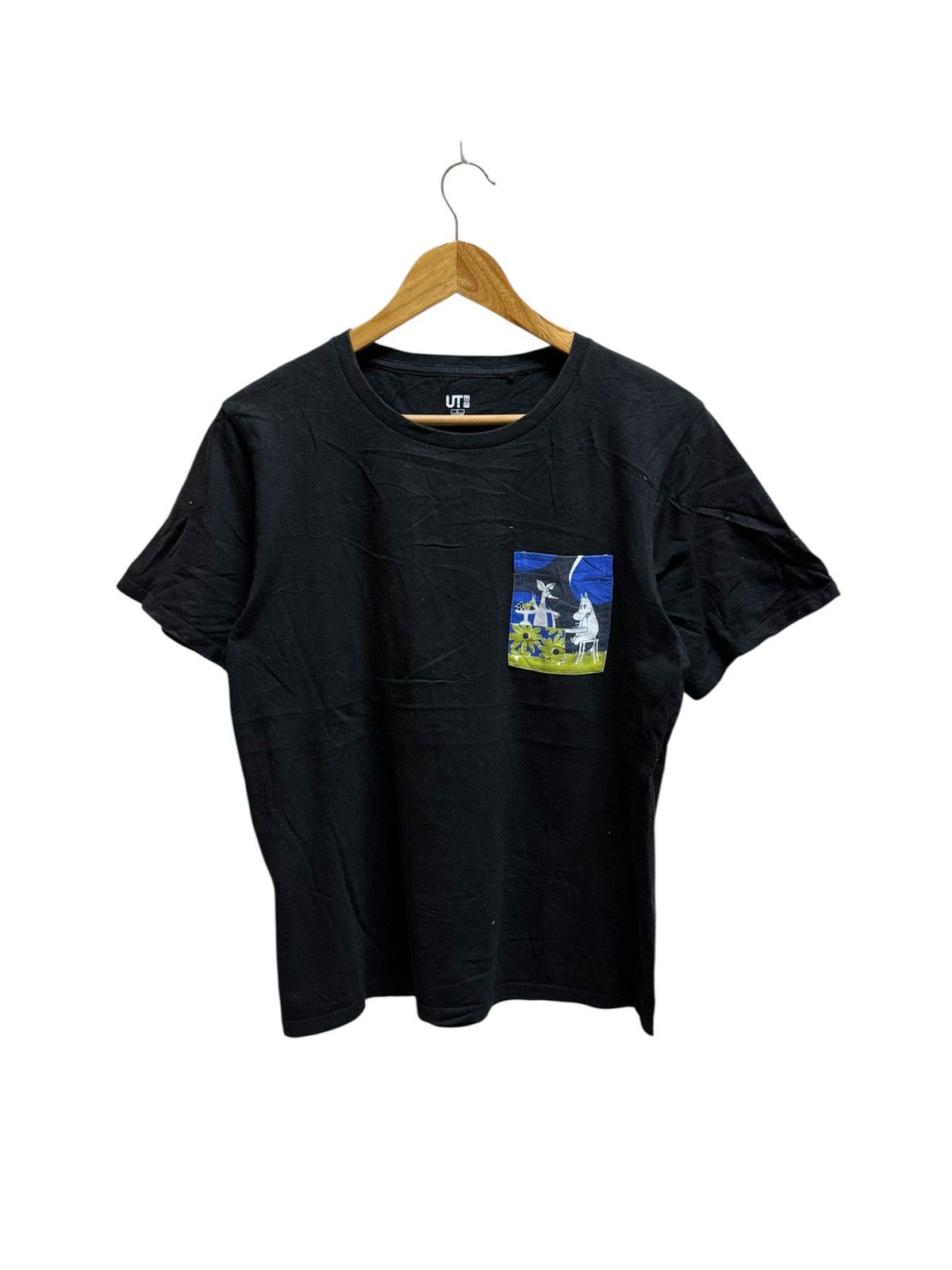 Uniqlo UNIQLO X MOOMIN CHARACTERS SINGLE POCKET JAPANESE ANIME TEE ...